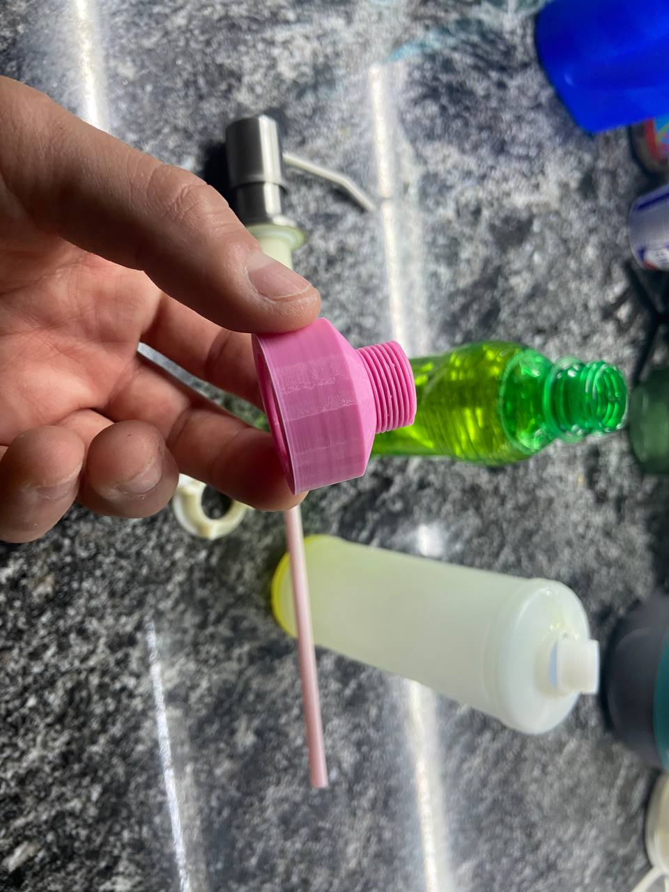 Soap dispenser adapter for sink by Lucas Tolosa | Download free STL ...