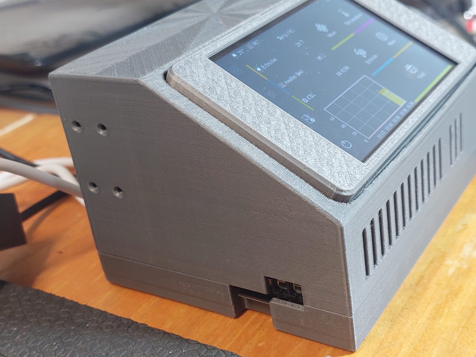 BTT Pi 1.2 + 4020 fan + TFT35 SPI Case by DomLuck | Download free STL ...