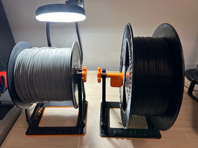Flexible Large Spool Holder 2Kg+ by cpayne3d | Download free STL model ...