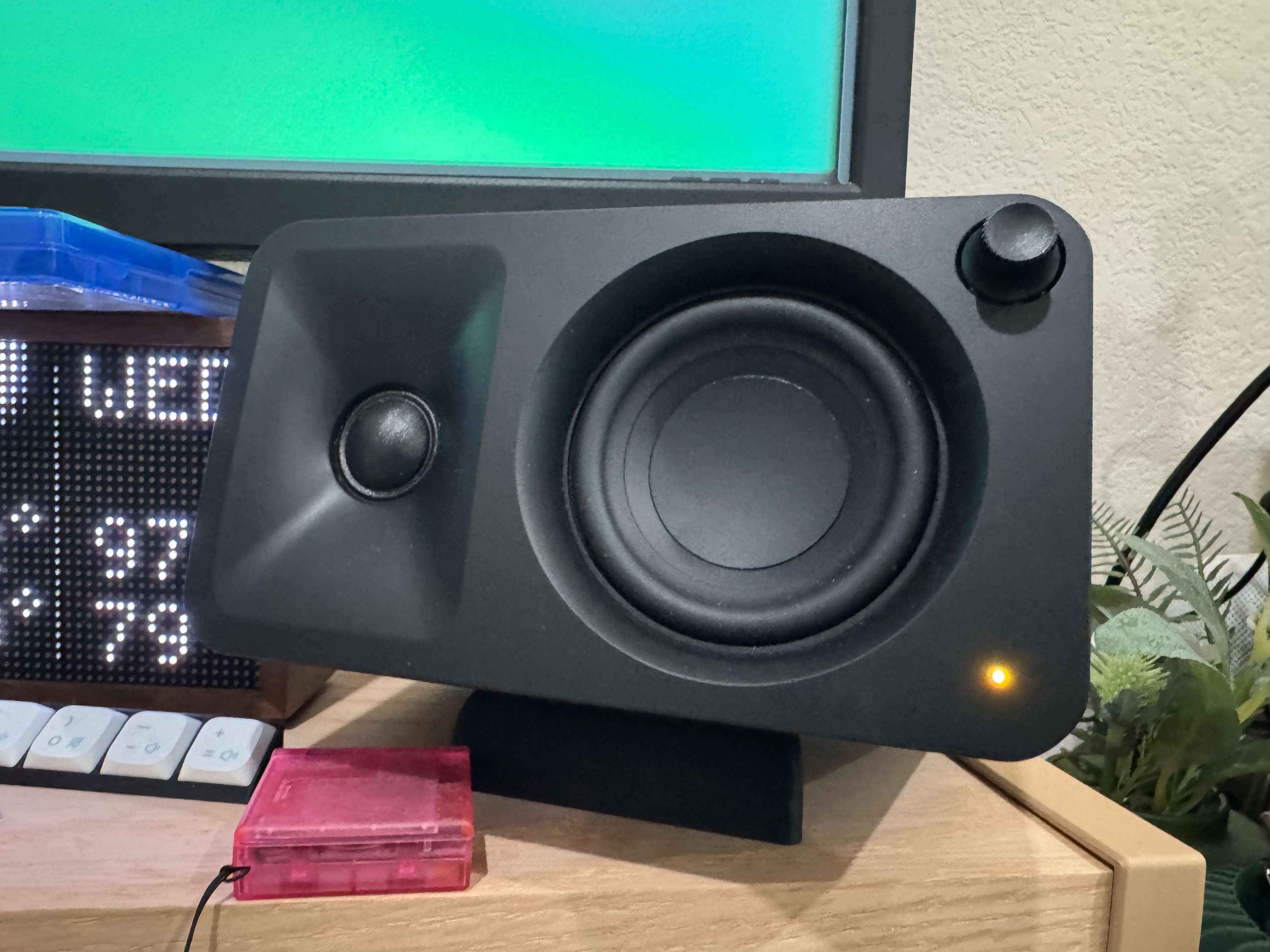 Kanto Ora Mini Horizontal Speaker Stand by D | Download free STL model ...