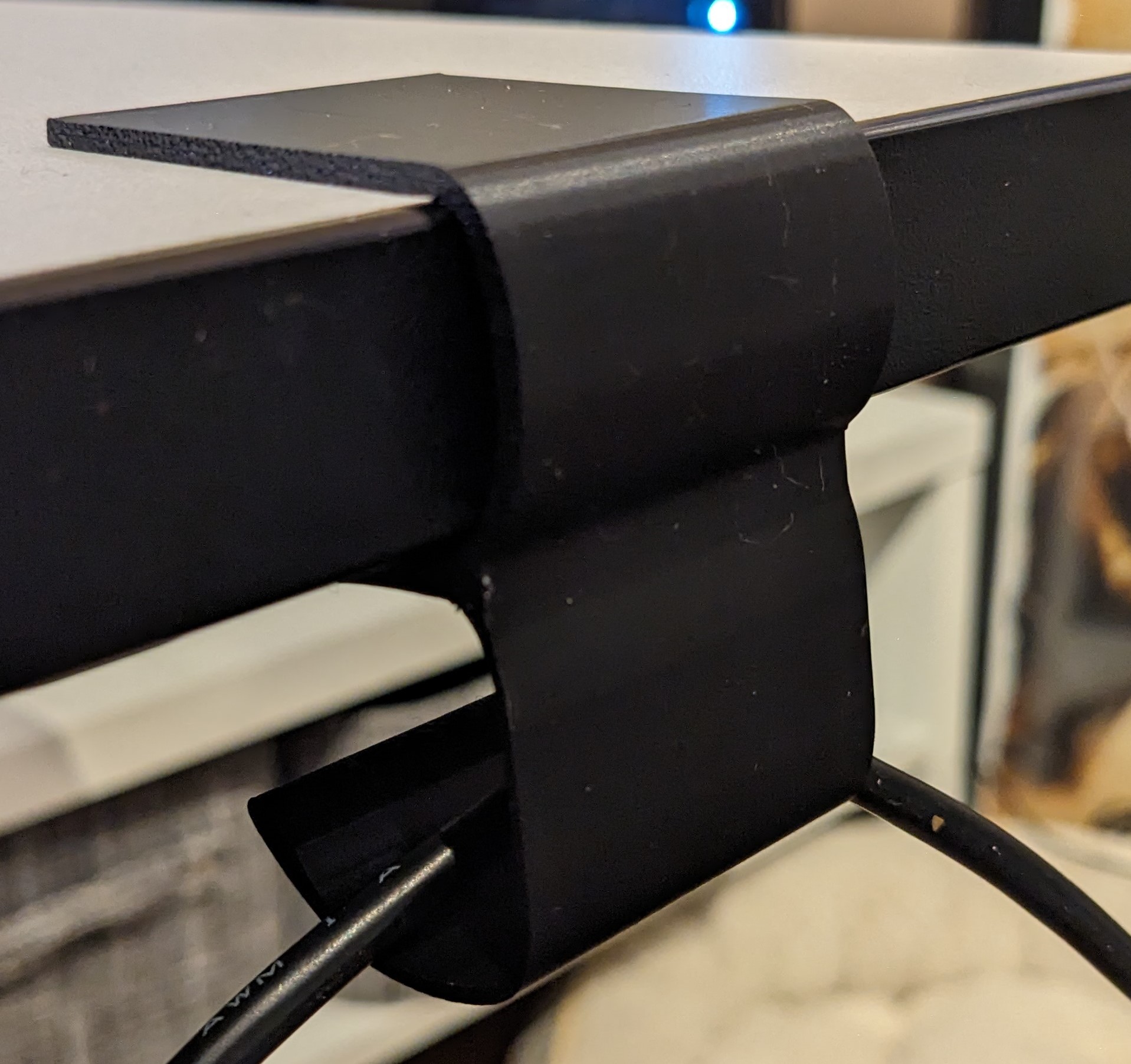 Cable Organizer Clamp by Zippsson | Download free STL model ...