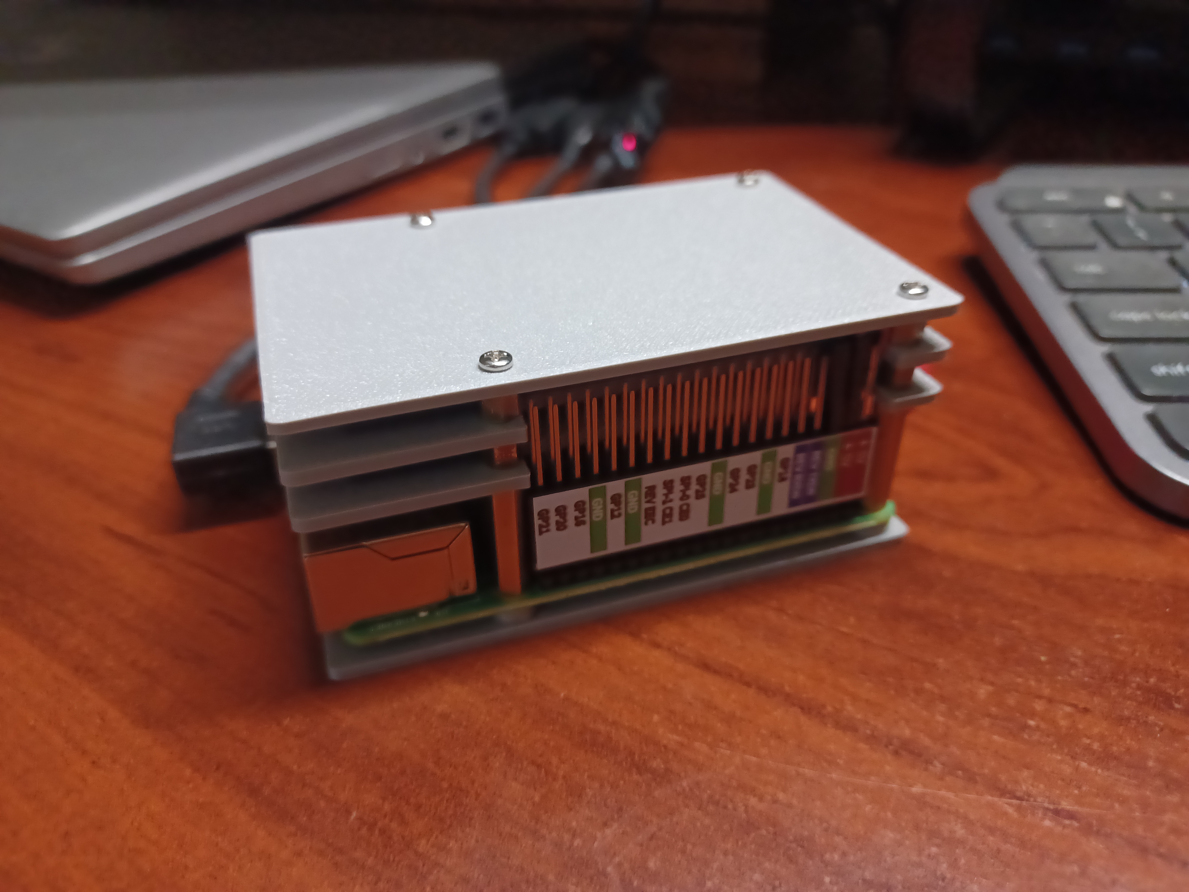 Raspberry Pi Minimalist Stacking Case by Jim | Download free STL model ...