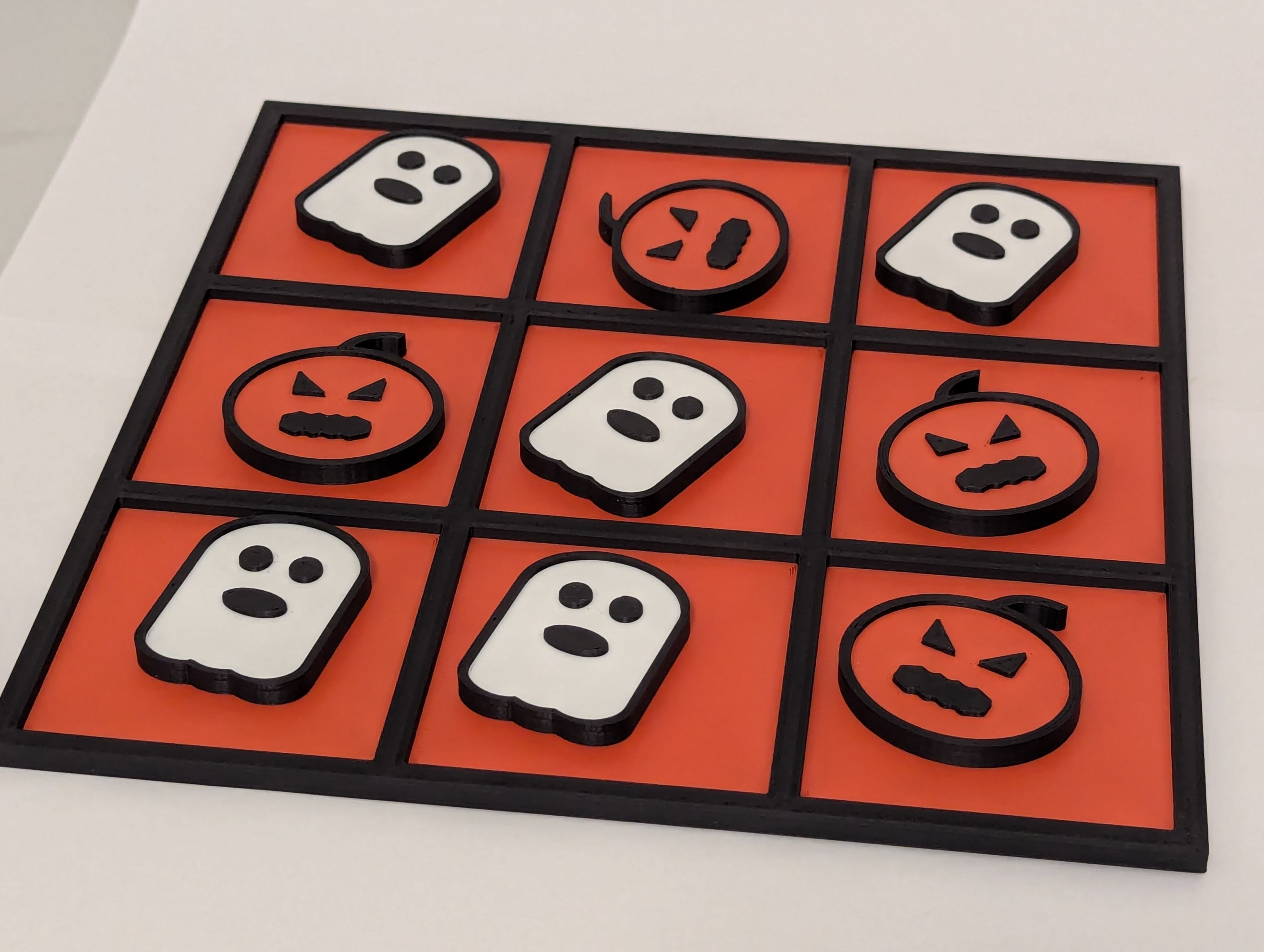 Halloween Tic-Tac-Toe markers and board by DrSzabo | Download free STL ...