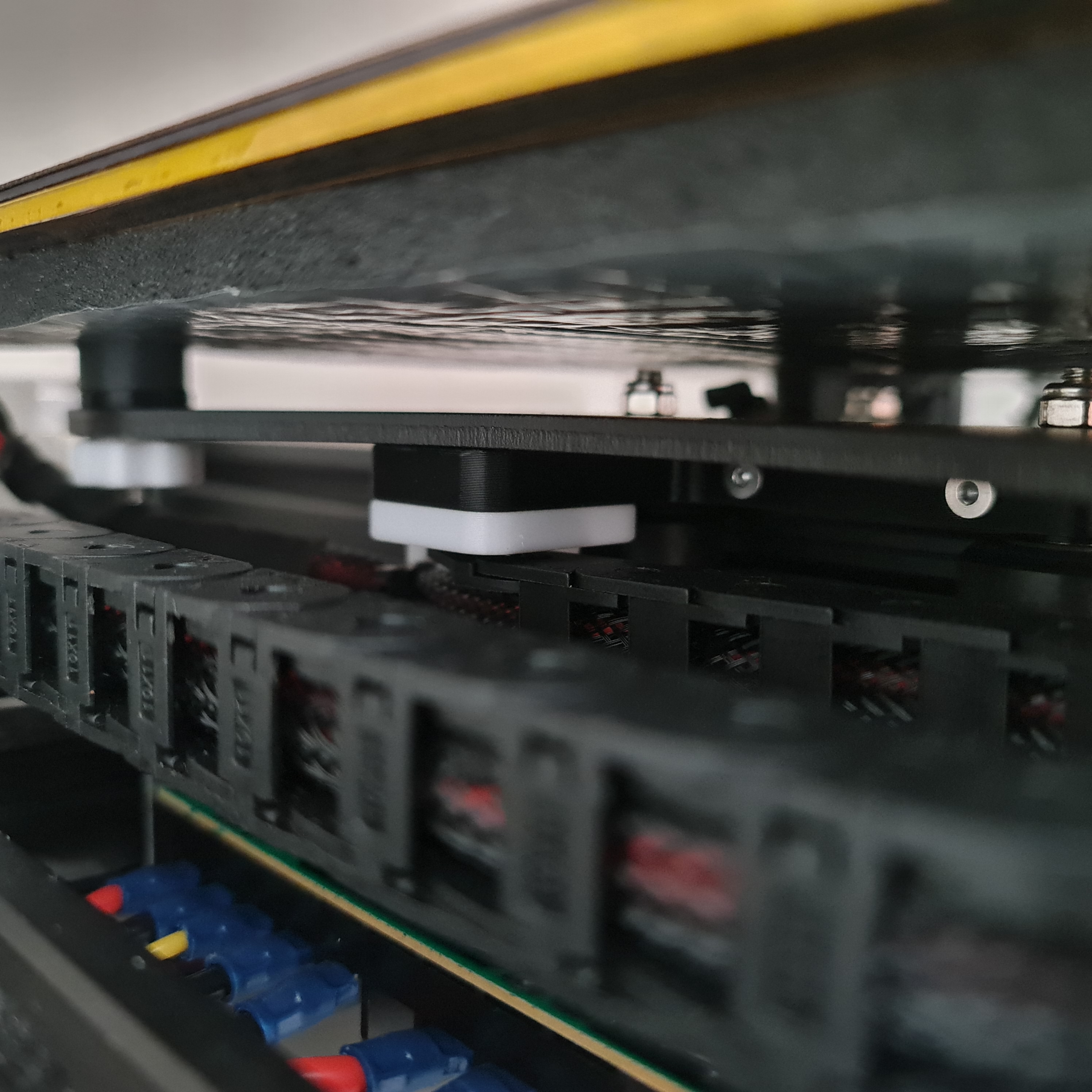 Ender 3 Pro Y-Axis Cable Chain (Switchwire Style) by silpstream ...