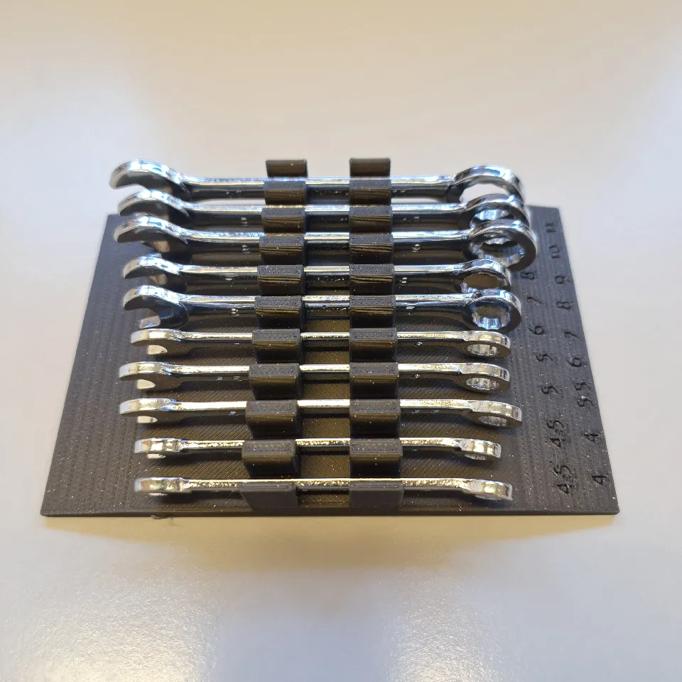 Wrench set organizer by Amauri Ghellere | Download free STL model ...