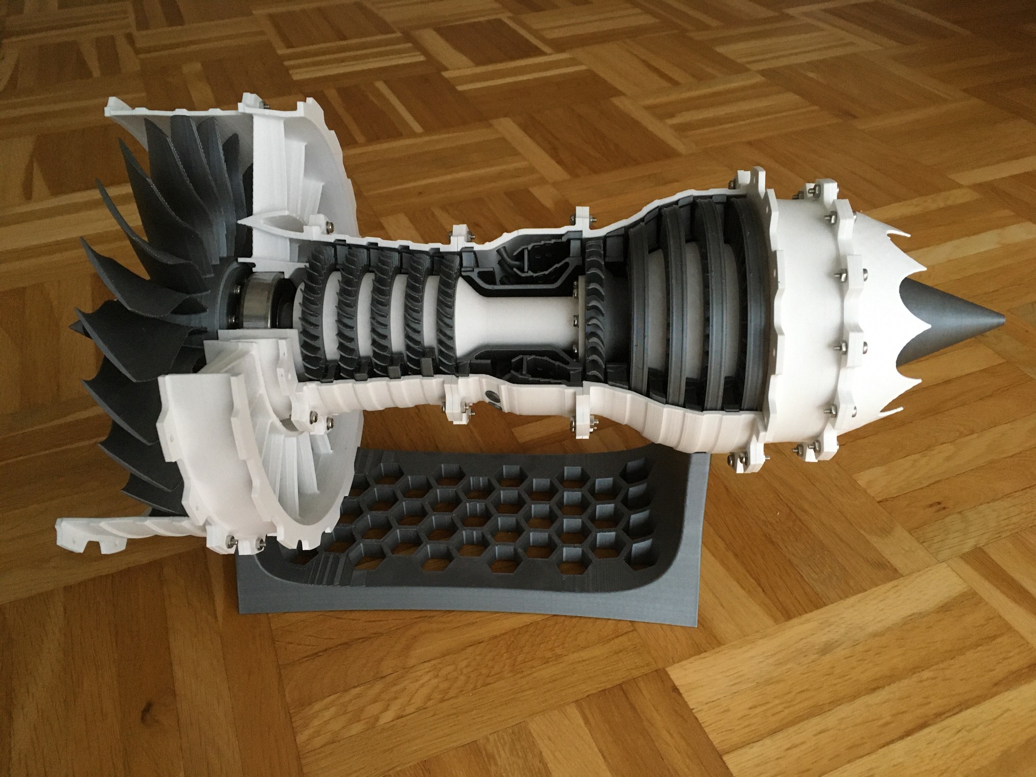 Chevron Nozzle for Jet Engine by Tom | Download free STL model ...