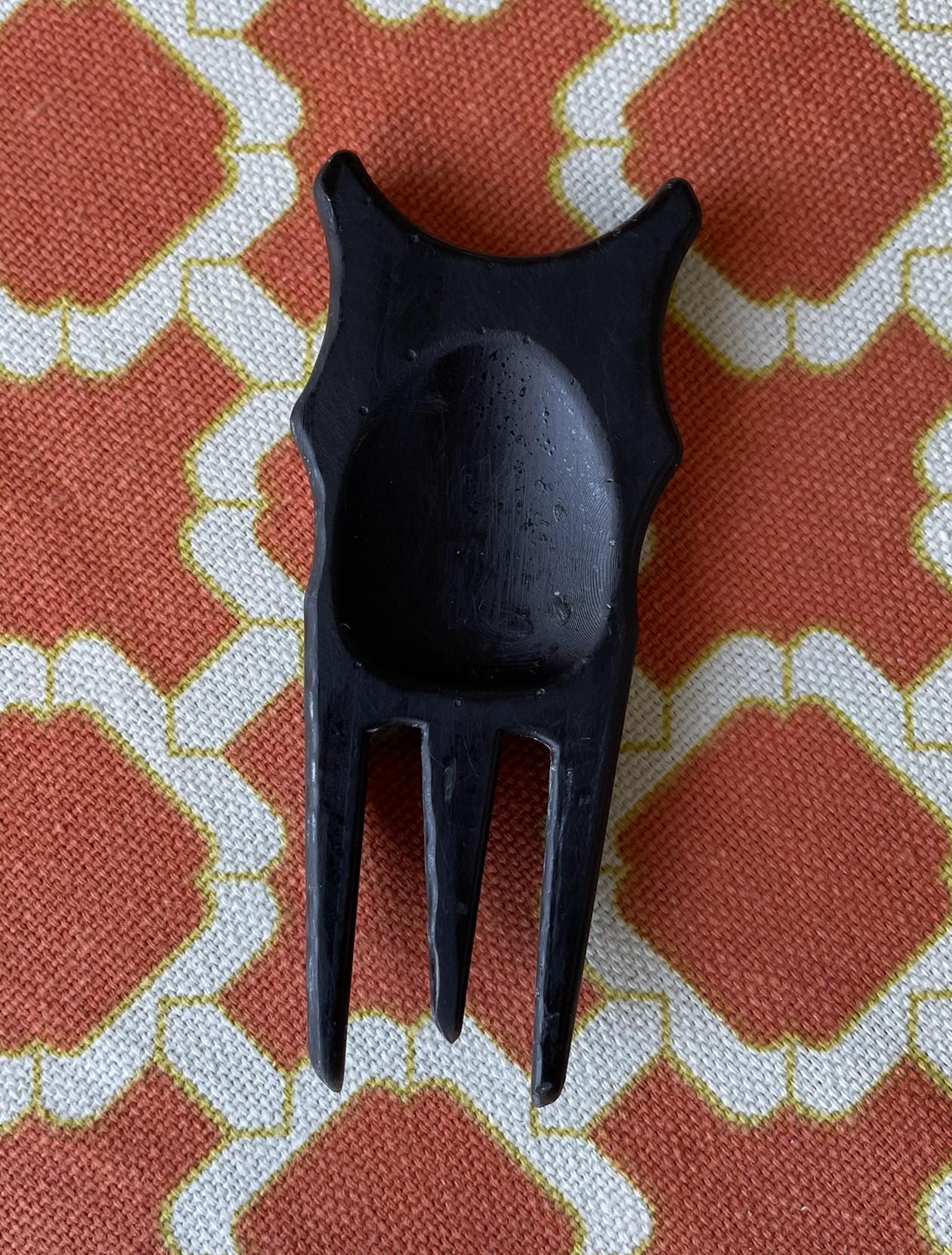 Golf - Divot Repair Tool with Club Grip Support to keep off the ground ...