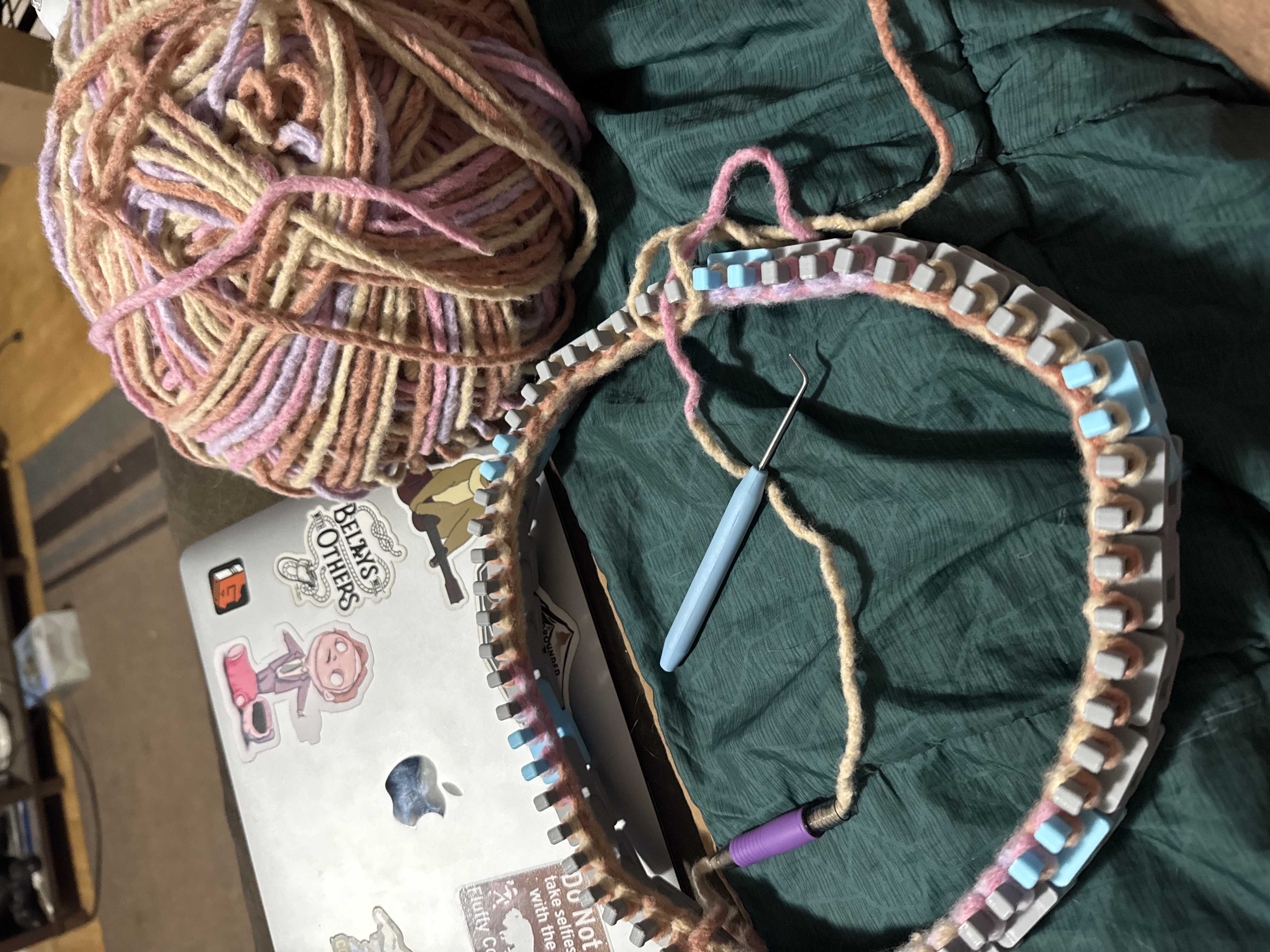Knitting Loom: Snap-Fit with Row Counter by VladTheInhaler | Download ...