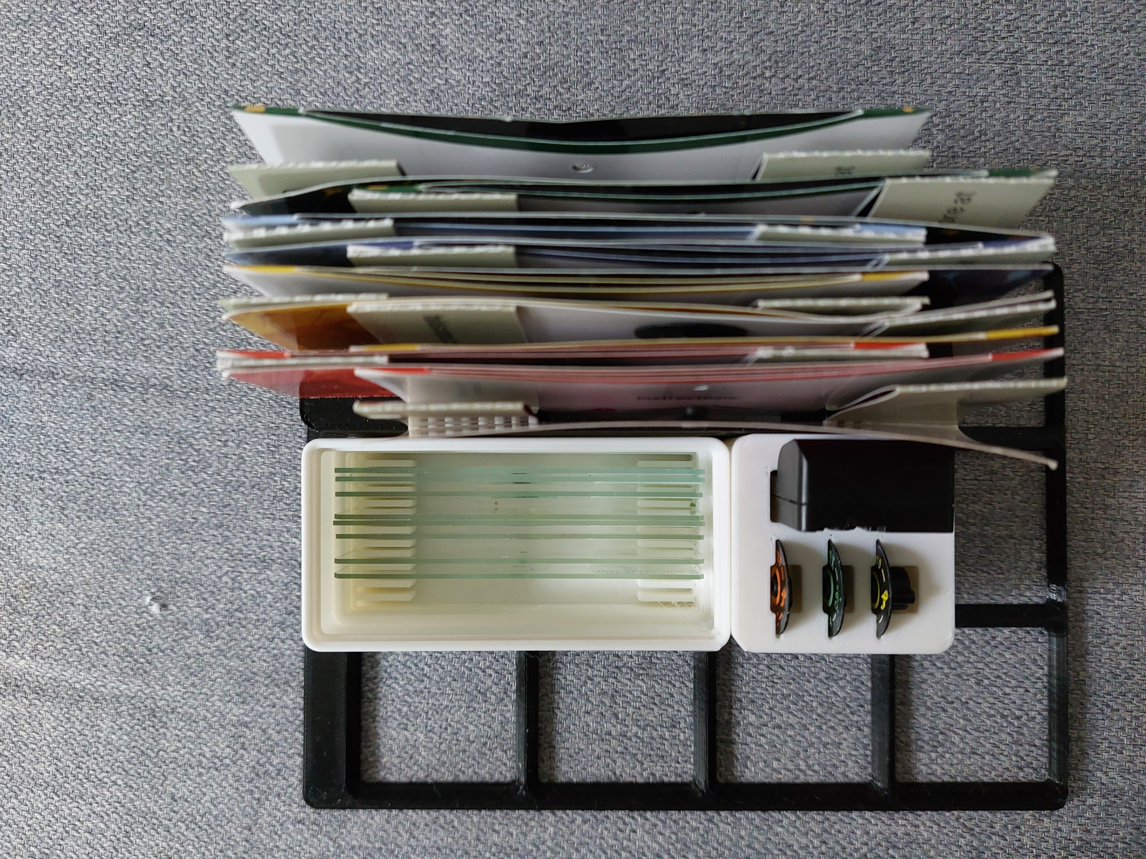 Microscope accesories storage – gridfinity based and at classroom scale ...