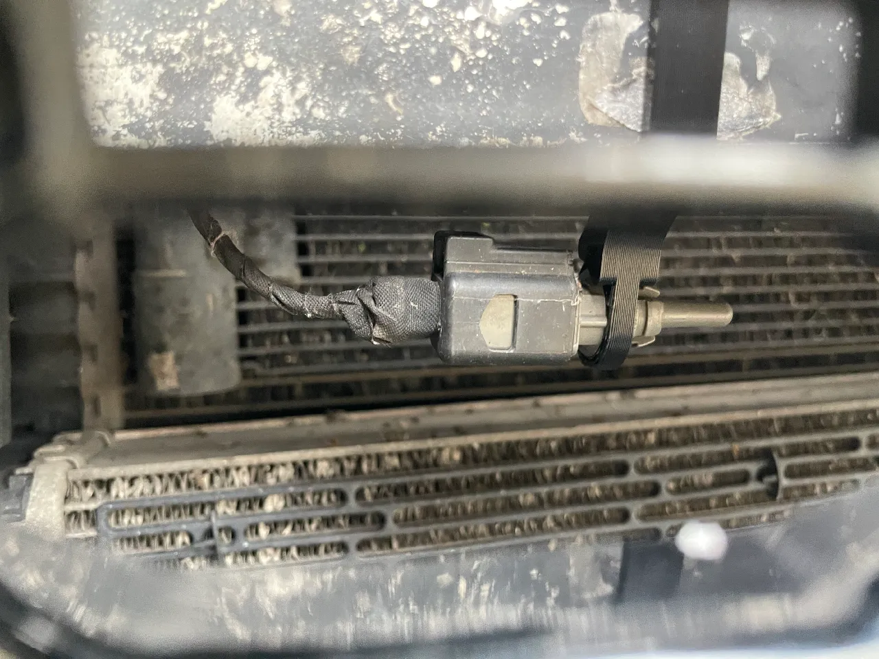 B9 Audi External Air Temp Sensor Bracket by c3rs | Download free STL ...