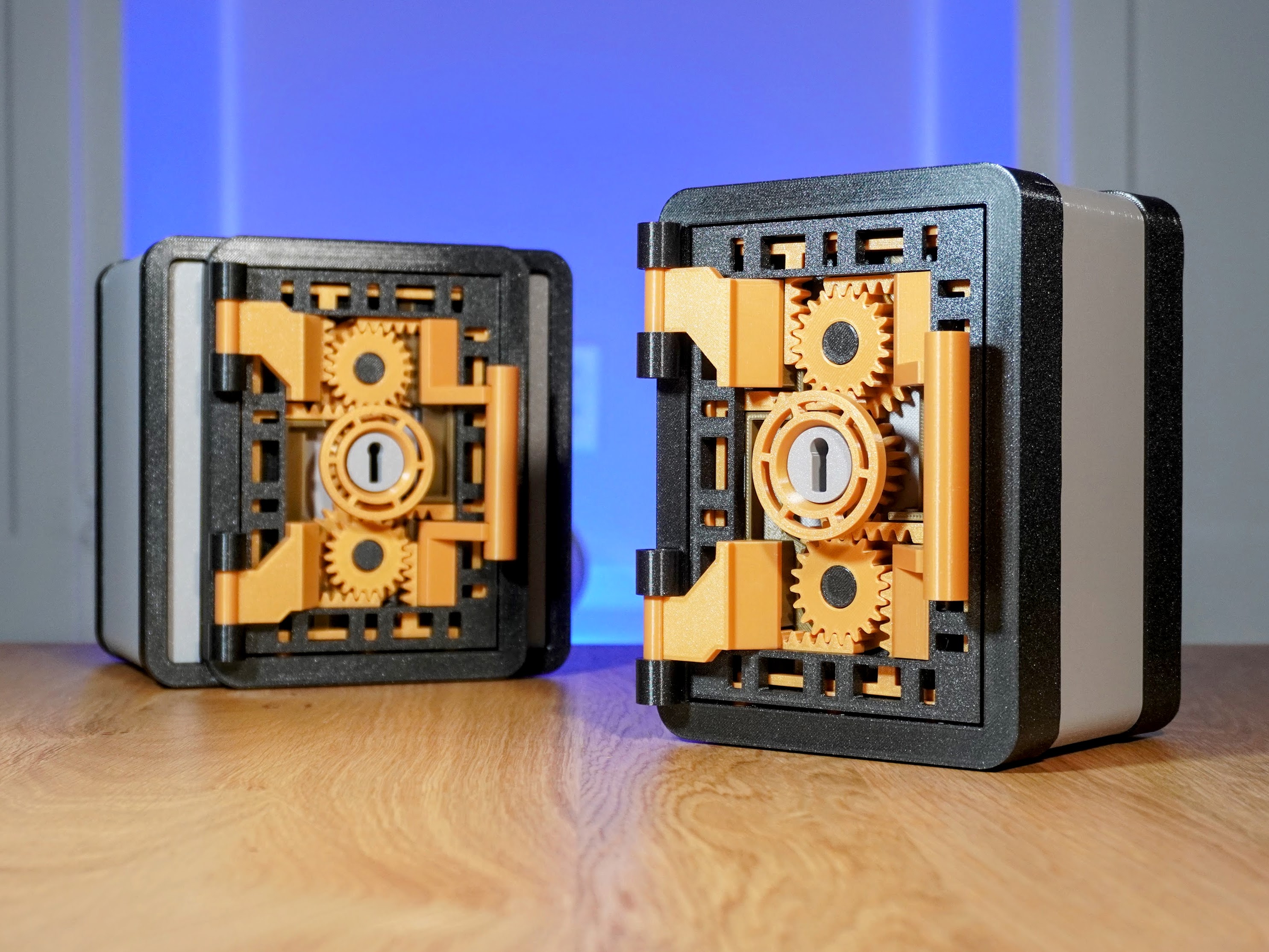 Mini Vault with Lever Tumbler Lock by Rocco's Stuff | Download free STL ...