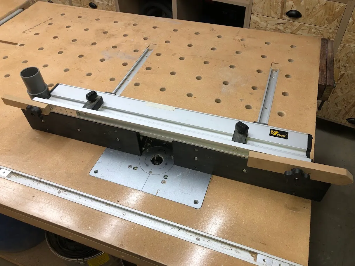 Router Fence Dust Port Improvement | WNEW | RUTLANDS by Mar cyany ...