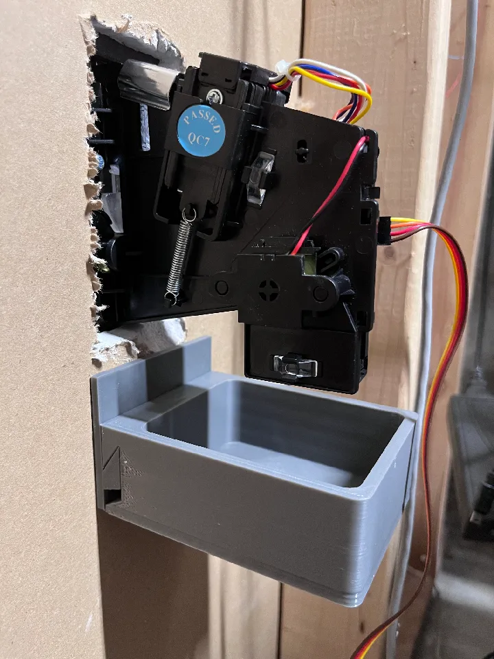 Wall mount tray by Newbie Yep | Download free STL model | Printables.com