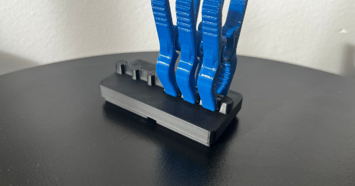 Gridfinity Clamp Holder par Adam | Téléchargez gratuitement un modèle STL | Printables.com