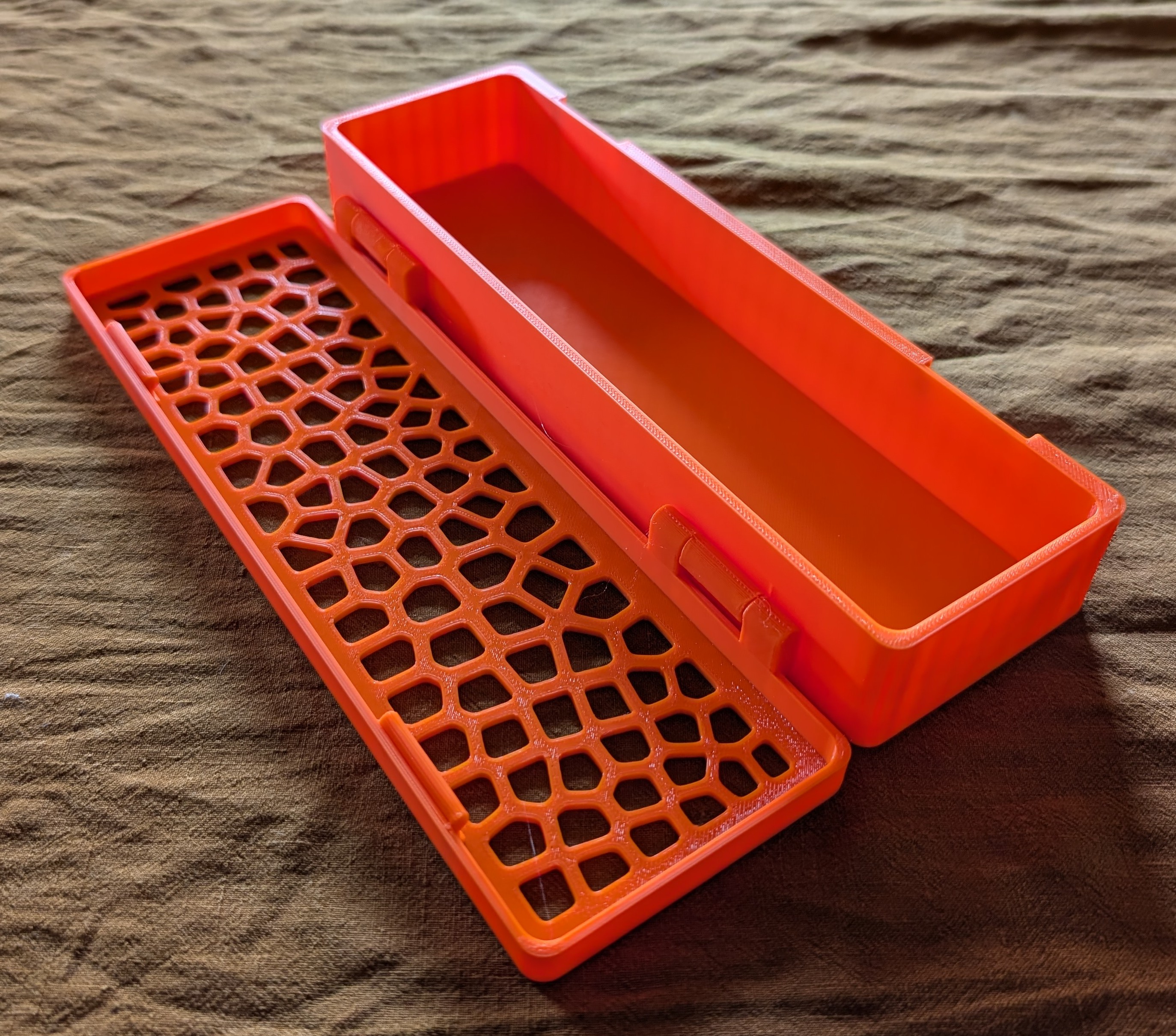 Box for pens et cetera by gillis | Download free STL model | Printables.com