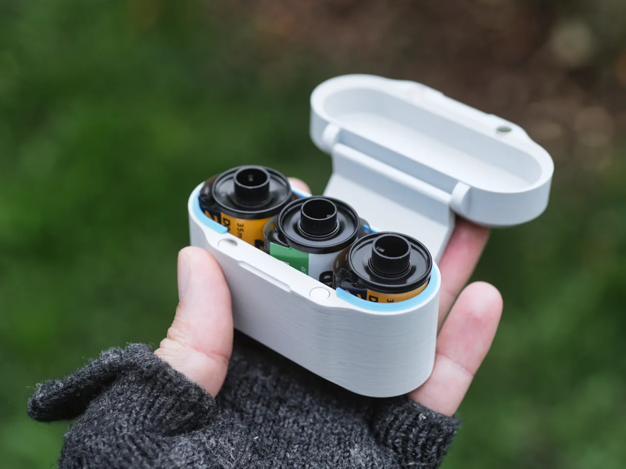 FilmPod 35mm · Print-in-place travel case for 35mm film by Downloaded ...