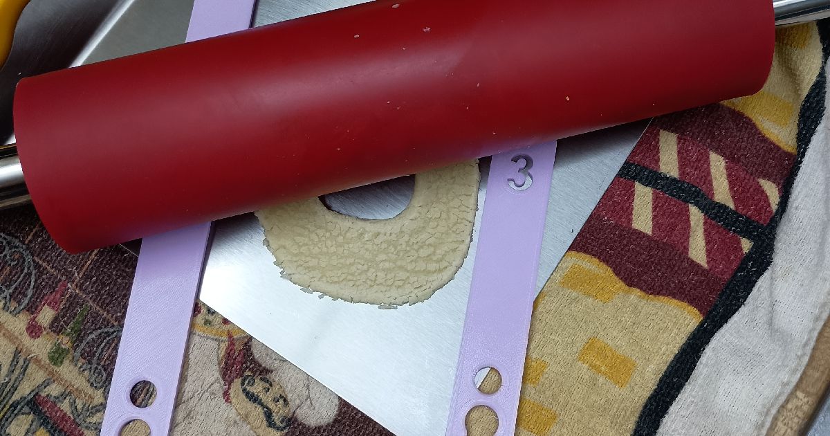 3mm Rolling Pin Guide da CodeMinion | Scarica il modello STL gratuito ...