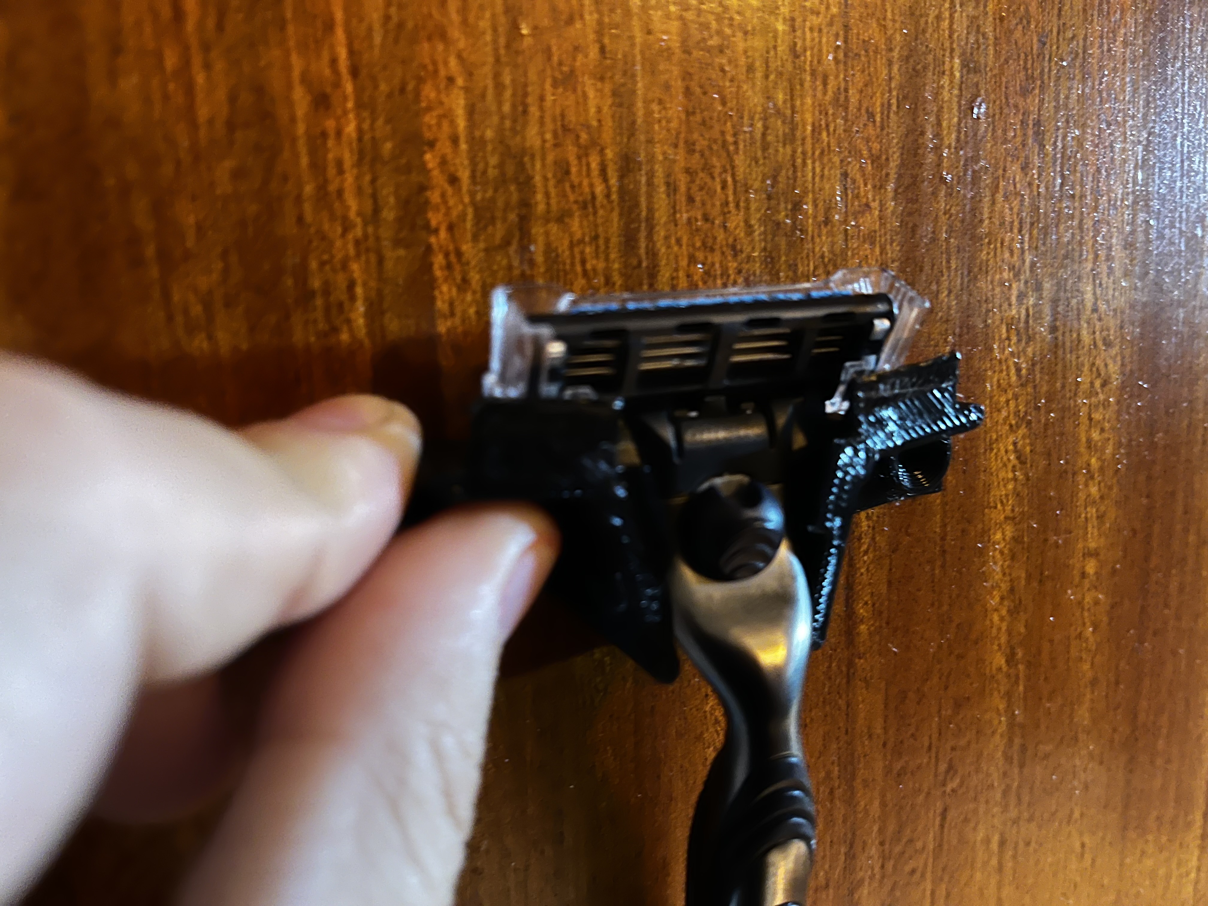 Generic Razor Blade Wall Mount by Raúl Caro Pastorino | Download free ...