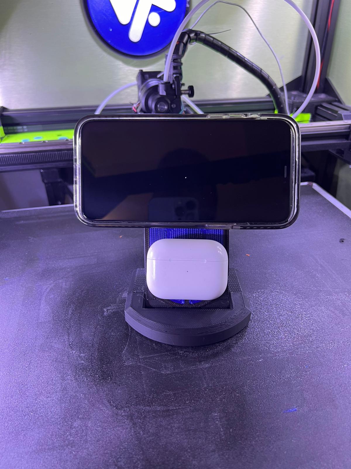 Print In Place Deployable Magsafe Docking Station by Vectoforge | Download free STL model ...
