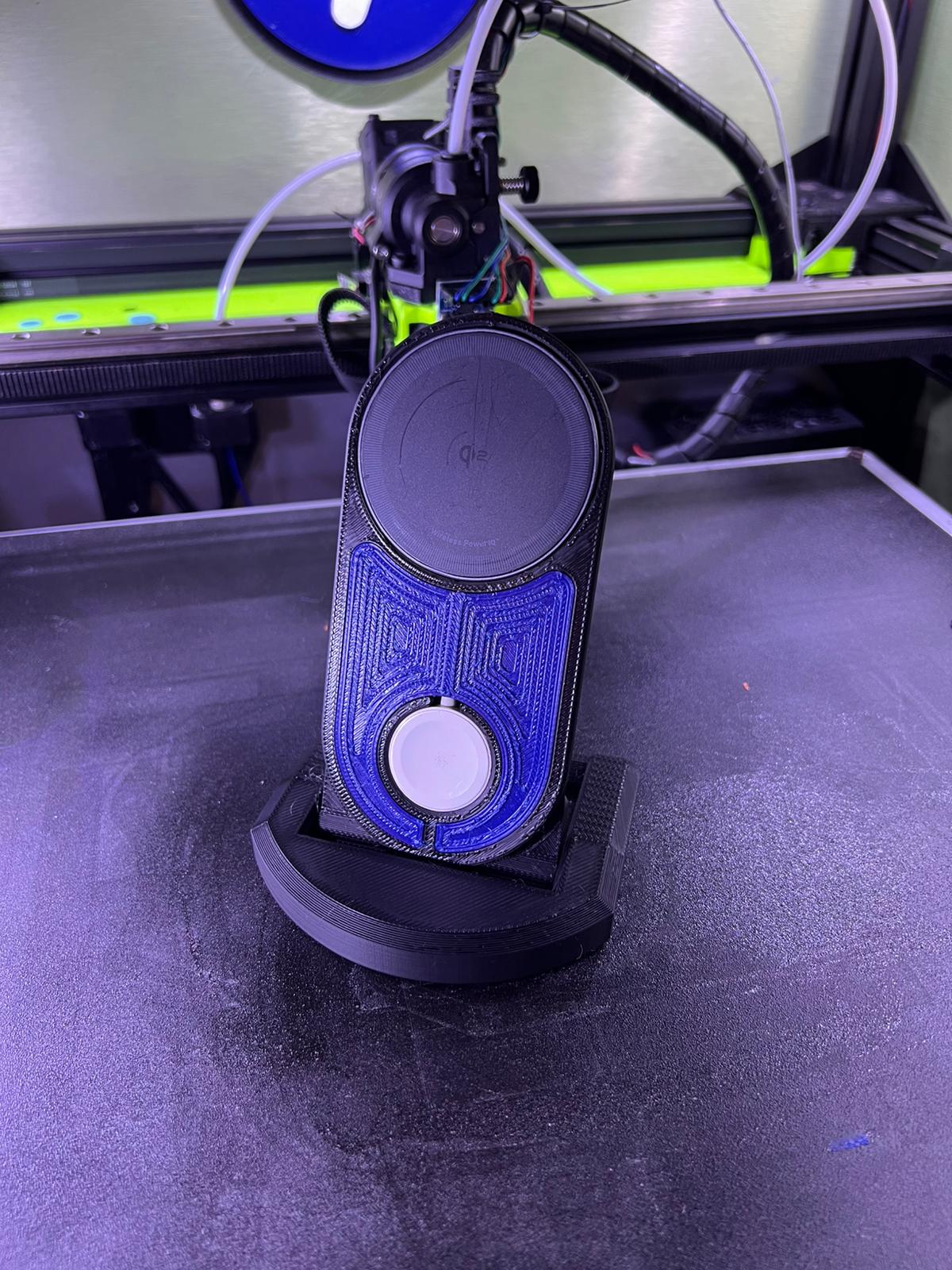 Print In Place Deployable Magsafe Docking Station by Vectoforge | Download free STL model ...
