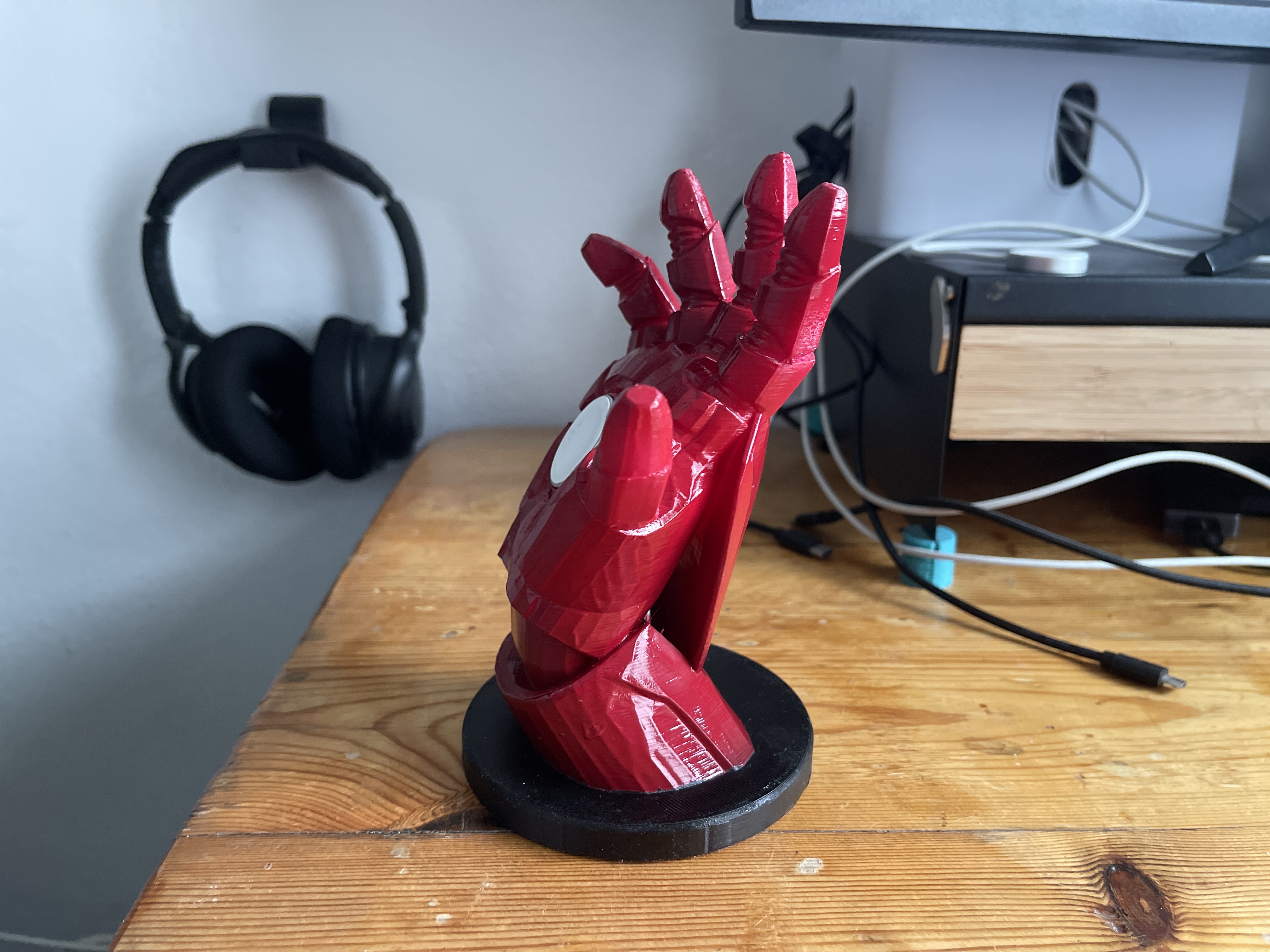 Iron Man Hand iwatch charging base by Gannon | Download free STL model ...
