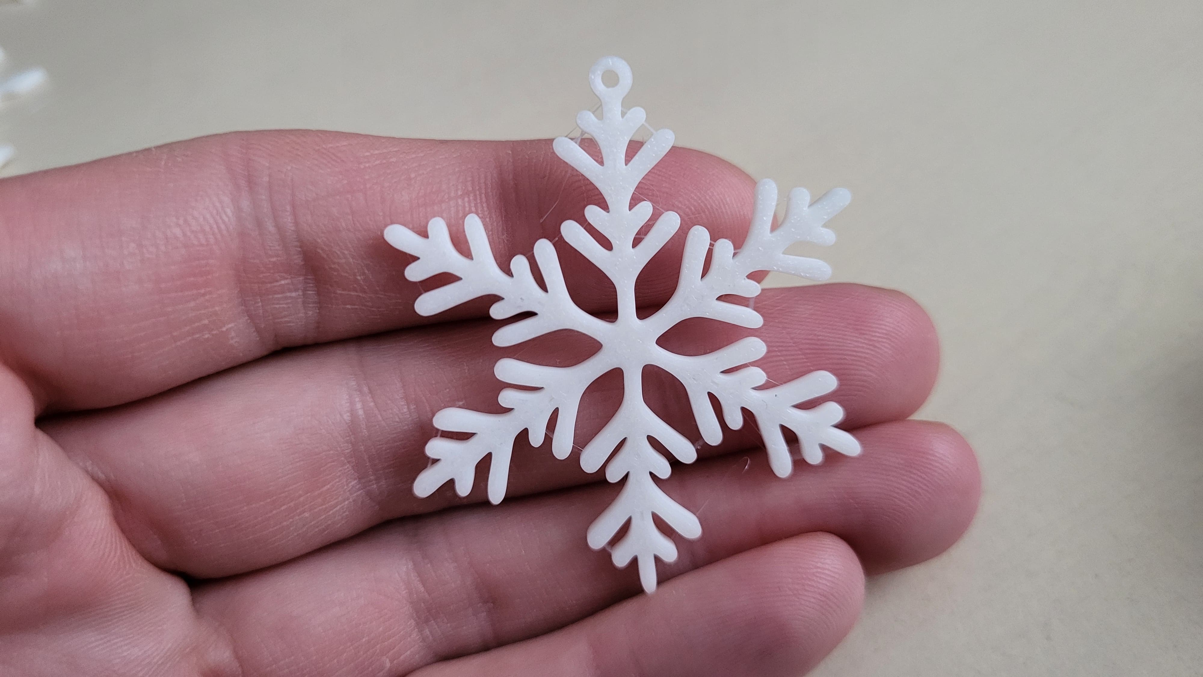 Snowflakes for christmas tree decoration by miglo | Download free STL ...