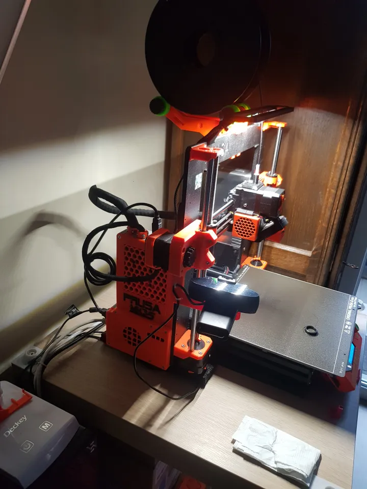 Guide Filament avec led intégrées pour Prusa MK3/MK3S/MK3S+ by looping-74 | Download free STL ...