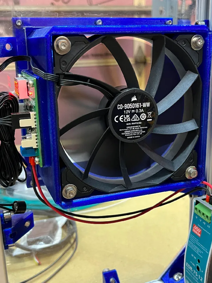 120mm Enclosure Fan & Controller Mount by Alloysome | Download free STL ...