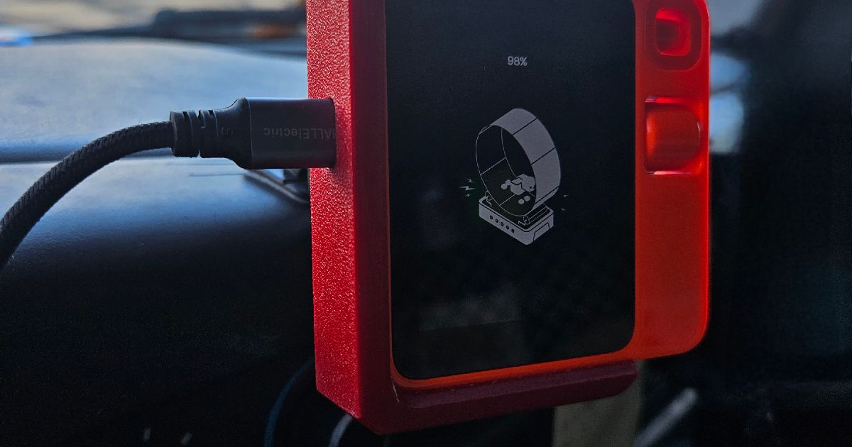 Slide & Charge Dock and stand for Rabbit R1 by 3DCreationsbyChad ...