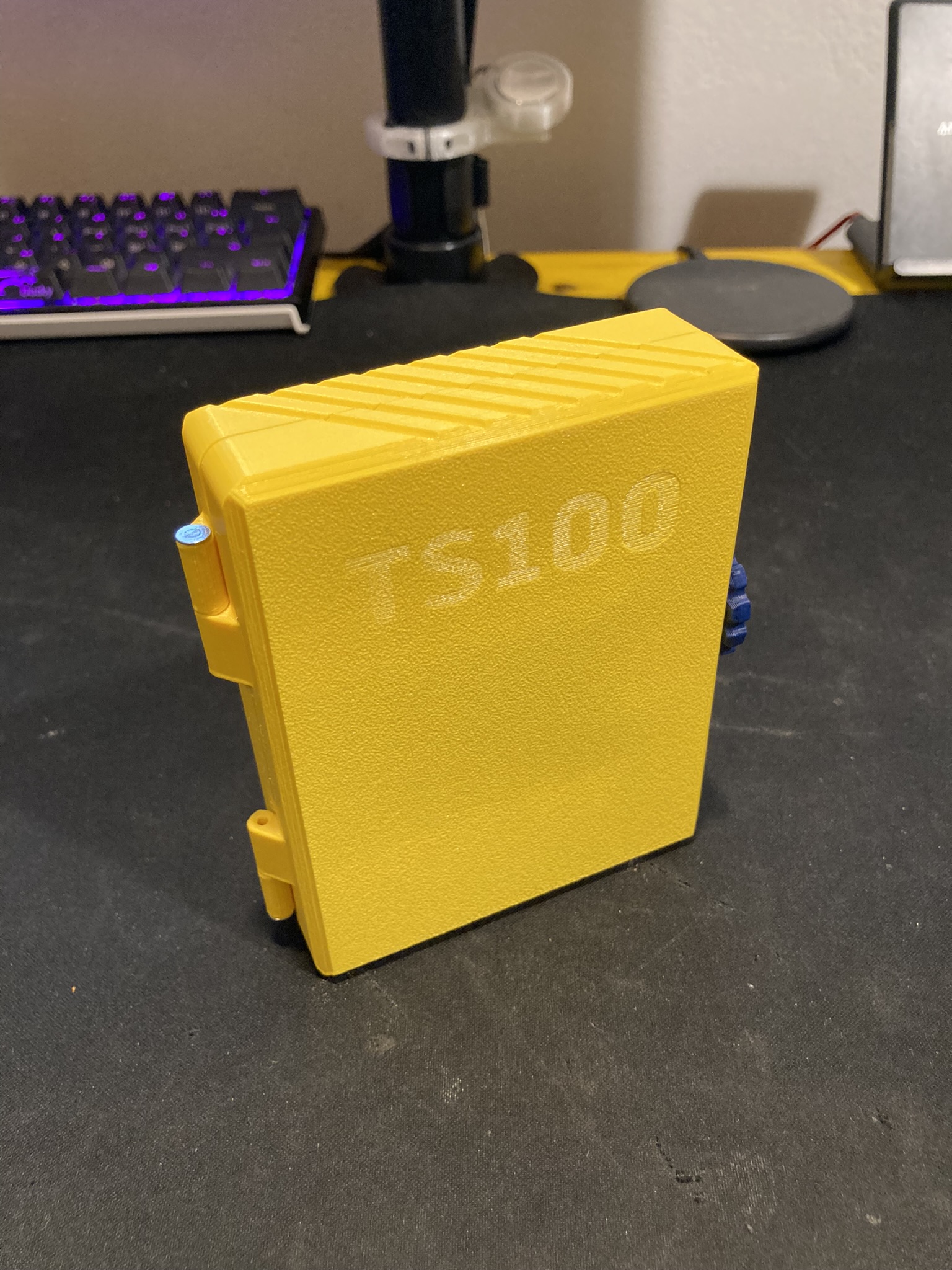 TS100 case with space for 8 tips by borisisagreatname | Download free ...