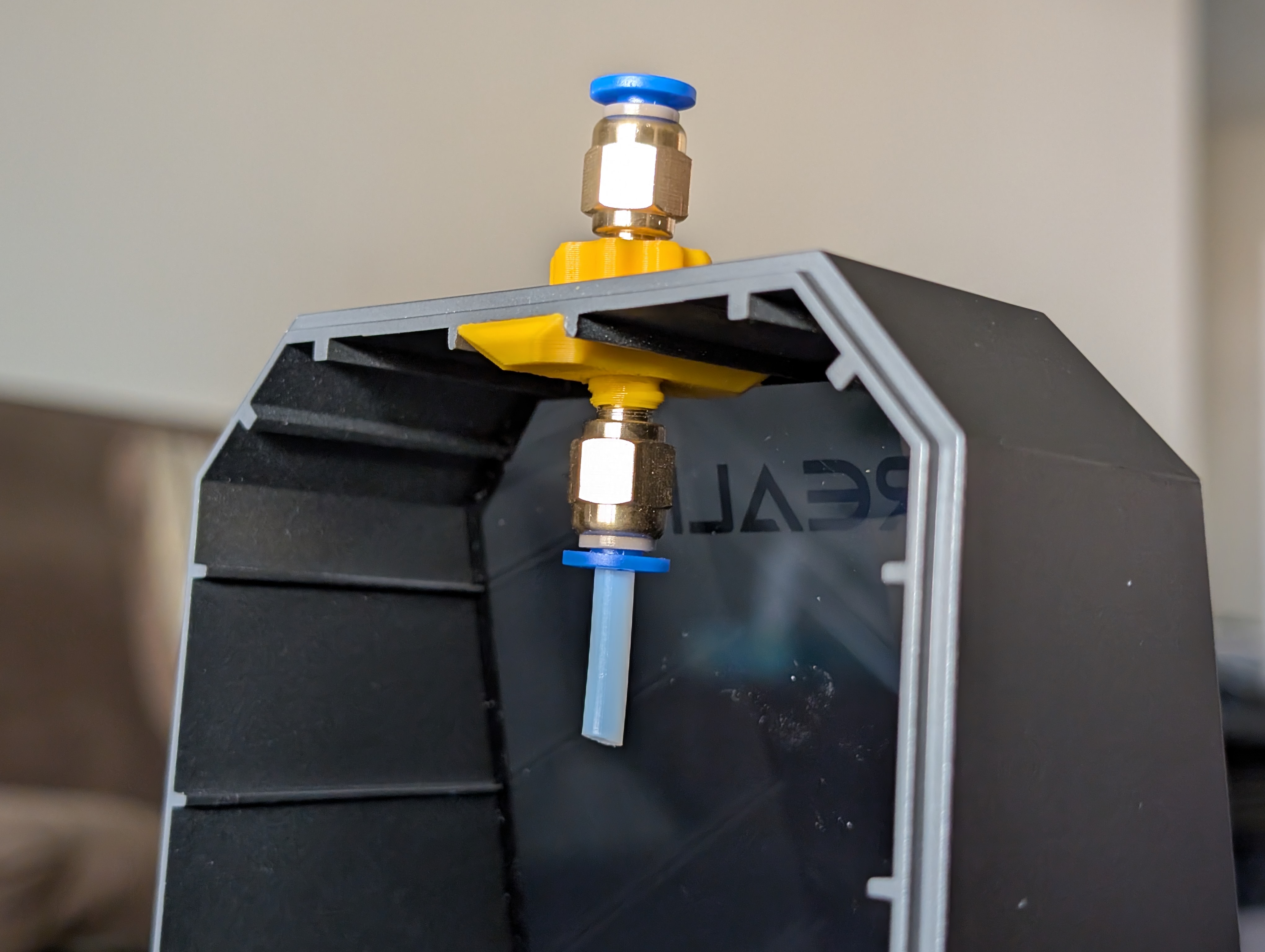 Space Pi Filament Guide Screw Remix by C3D Garage | Download free STL ...