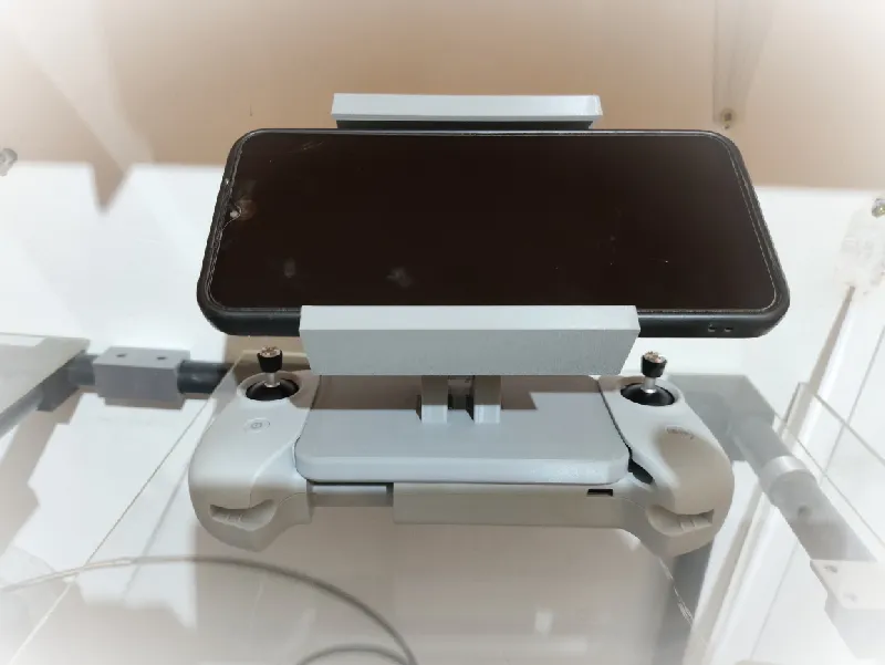 soporte para movil,tablet,dron Potensic ATOM by liebre4D | Download ...