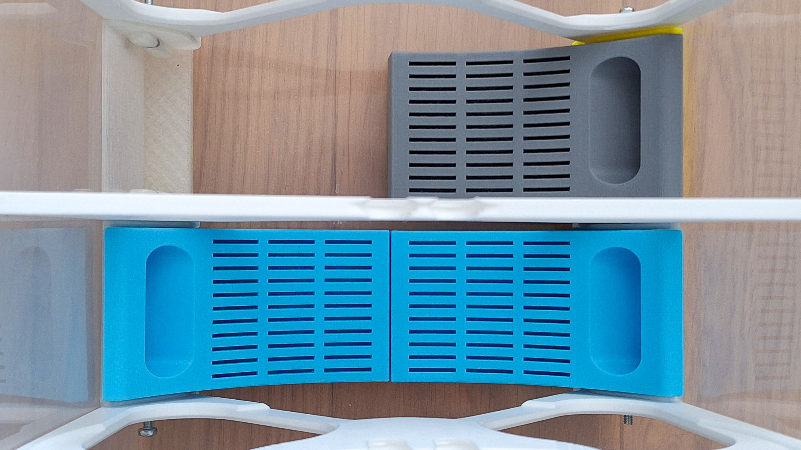 Samla 22L Silica gel container drybox V2 by Frantisek23 | Download free ...