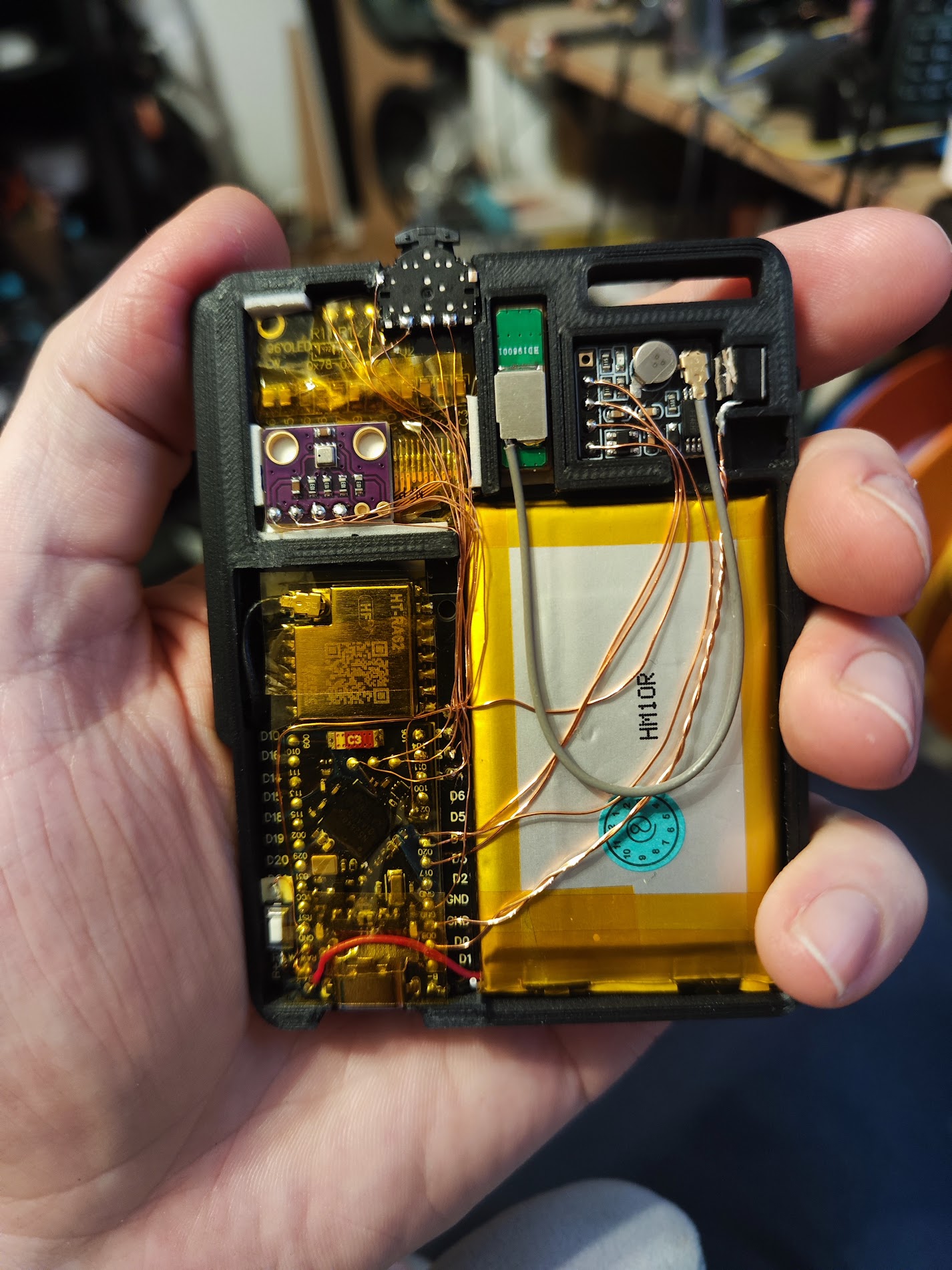 Meshtastic "FakeCAP" super Slim NRF52 GPS node da LWC | Scarica il ...