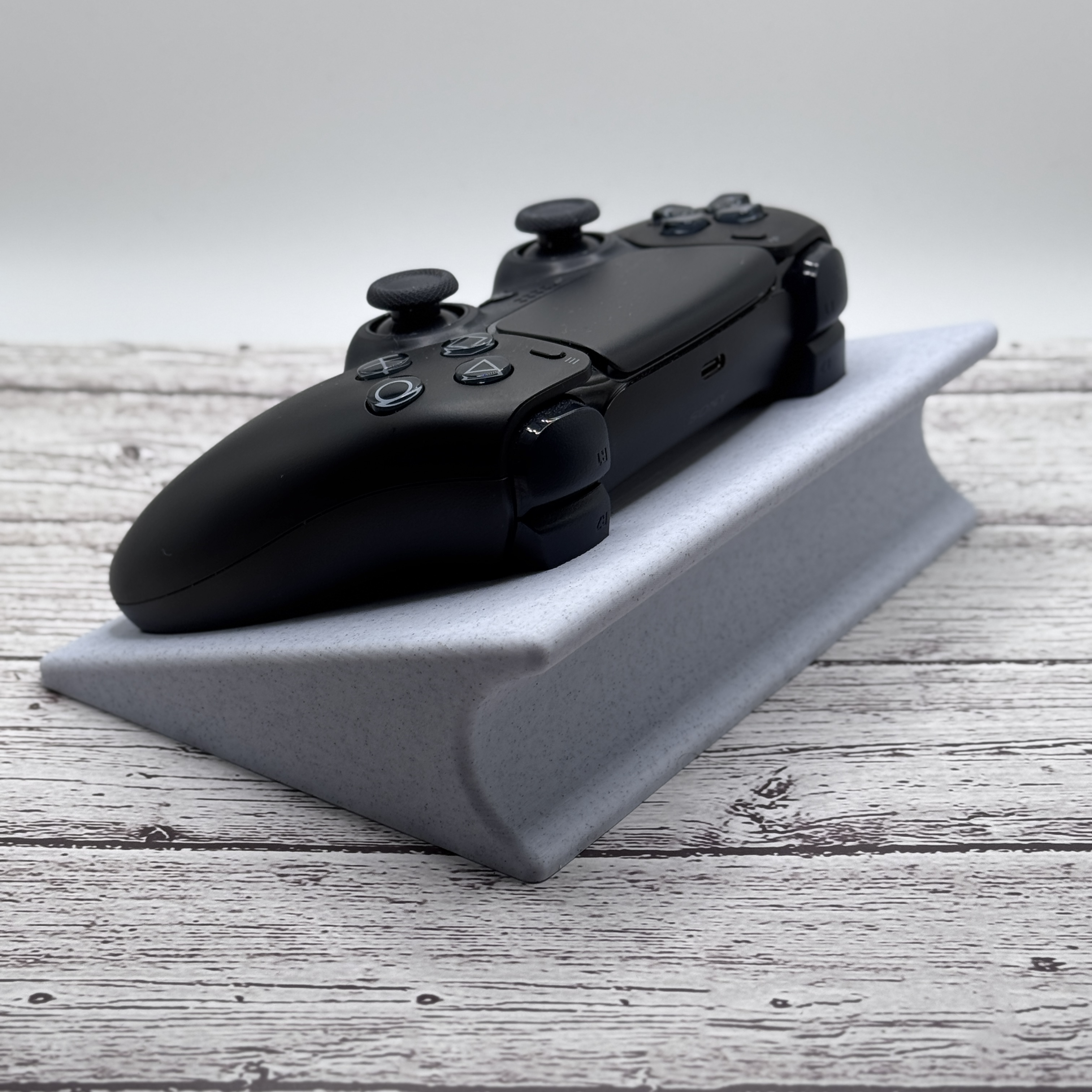 PS5 Dualsense Controller Stand by Noob3dPrinting | Printables Store