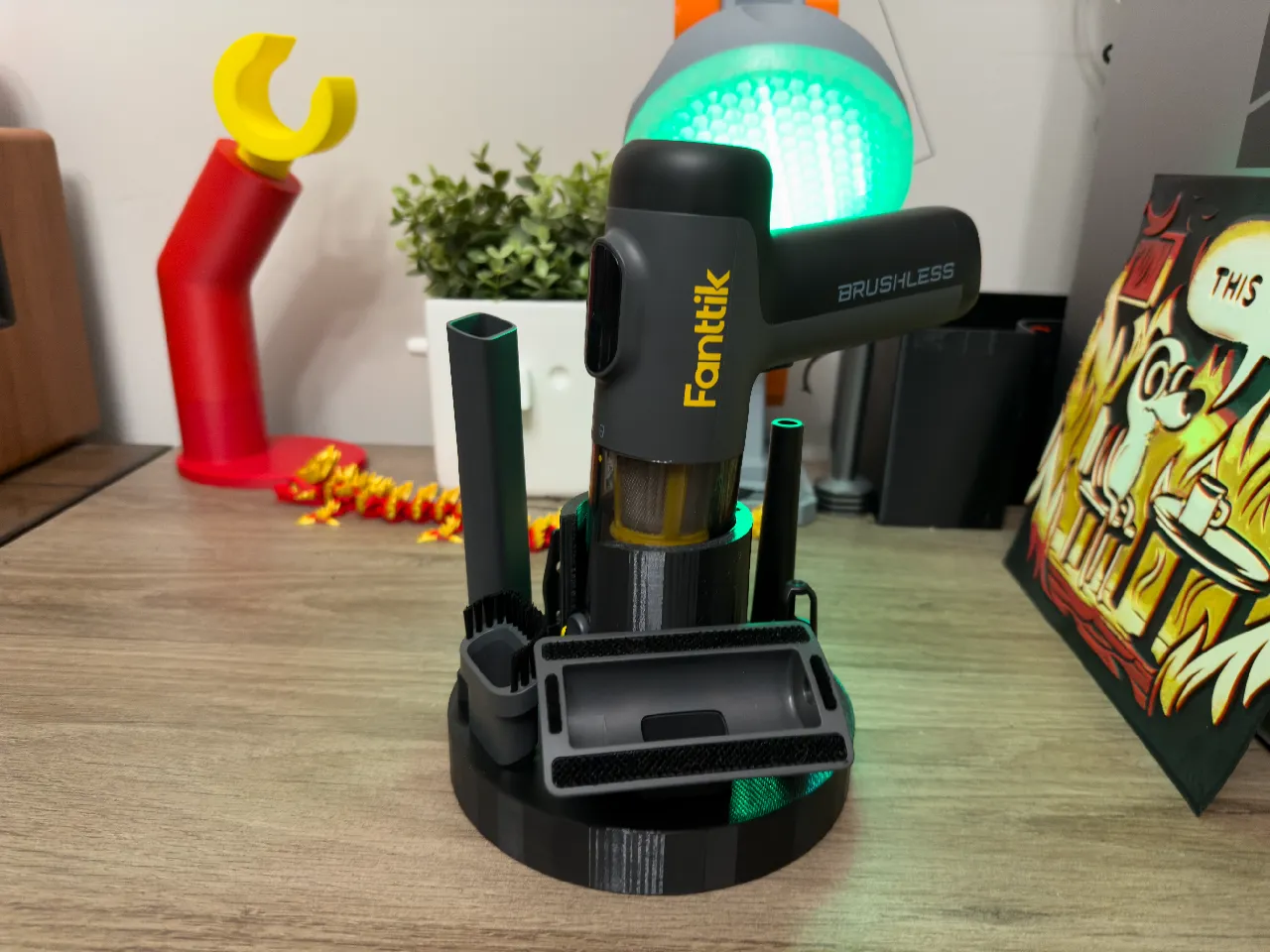 Fanttik Vacuum Holder x100 by 3dptrk | Download free STL model ...
