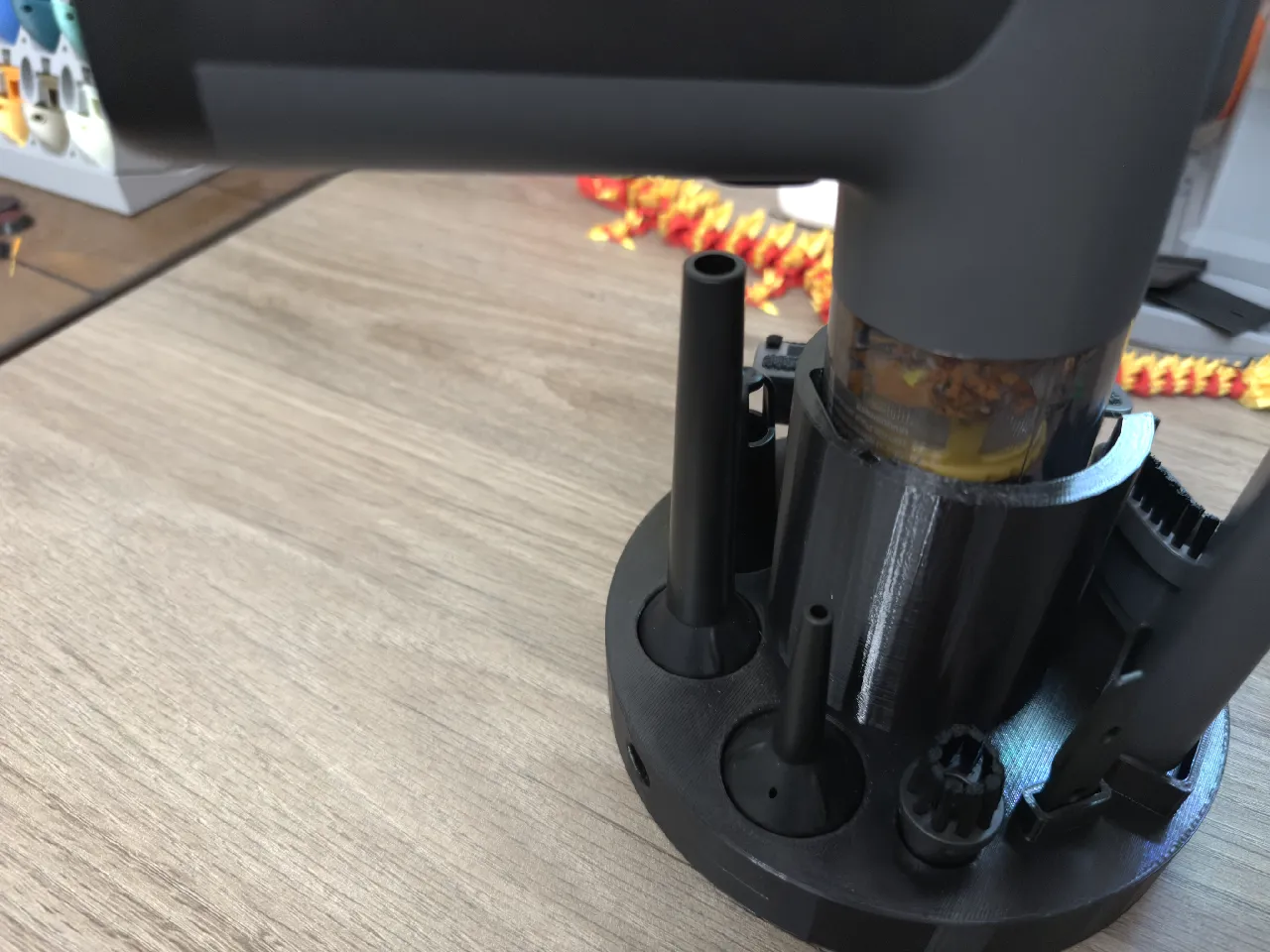 Fanttik Vacuum Holder x100 by 3dptrk | Download free STL model ...