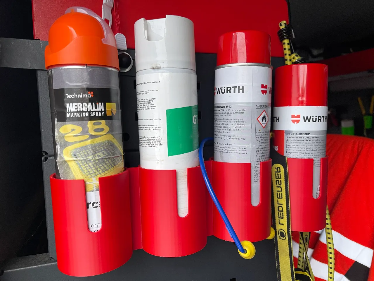 Spraycan holder quadro 70mm by HM | Download free STL model ...