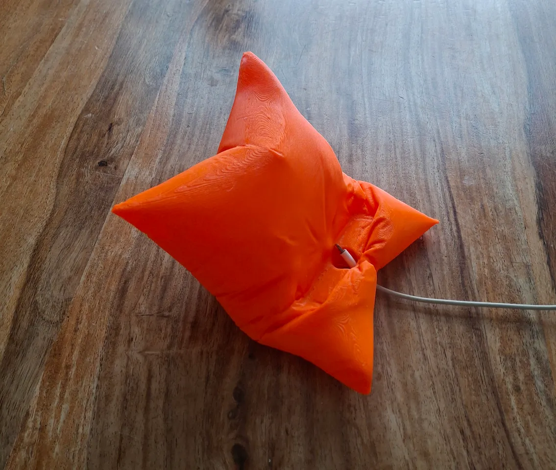 Phone stand: Pillow Phone stand by KingTut | Download free STL model ...