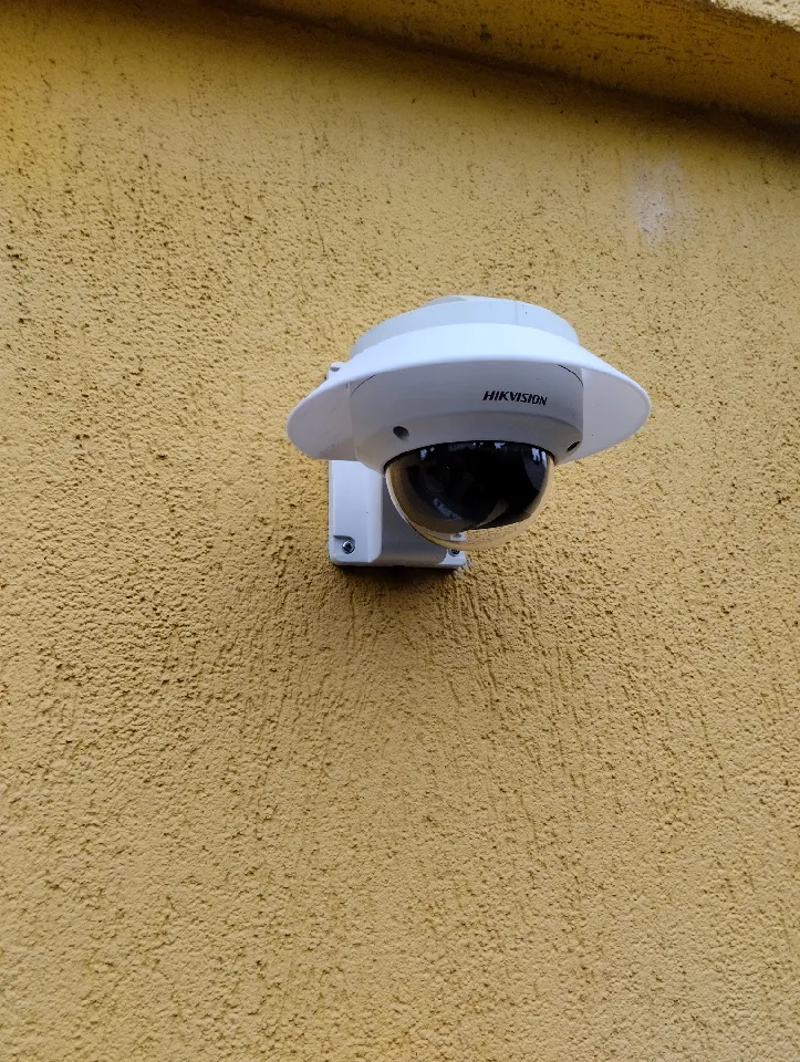Roof for Hikvision Camera by Tomáš Spál | Download free STL model ...
