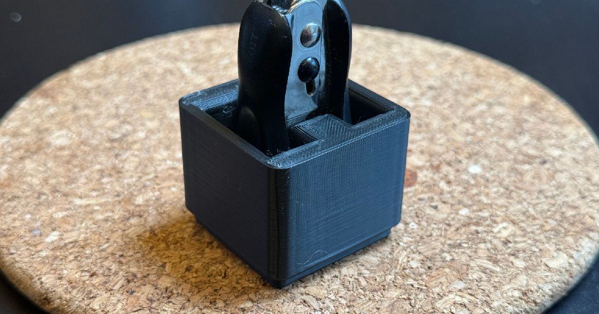 Gridfinity 1x1 Stapler Remover Bin by JoH | Download free STL model | Printables.com