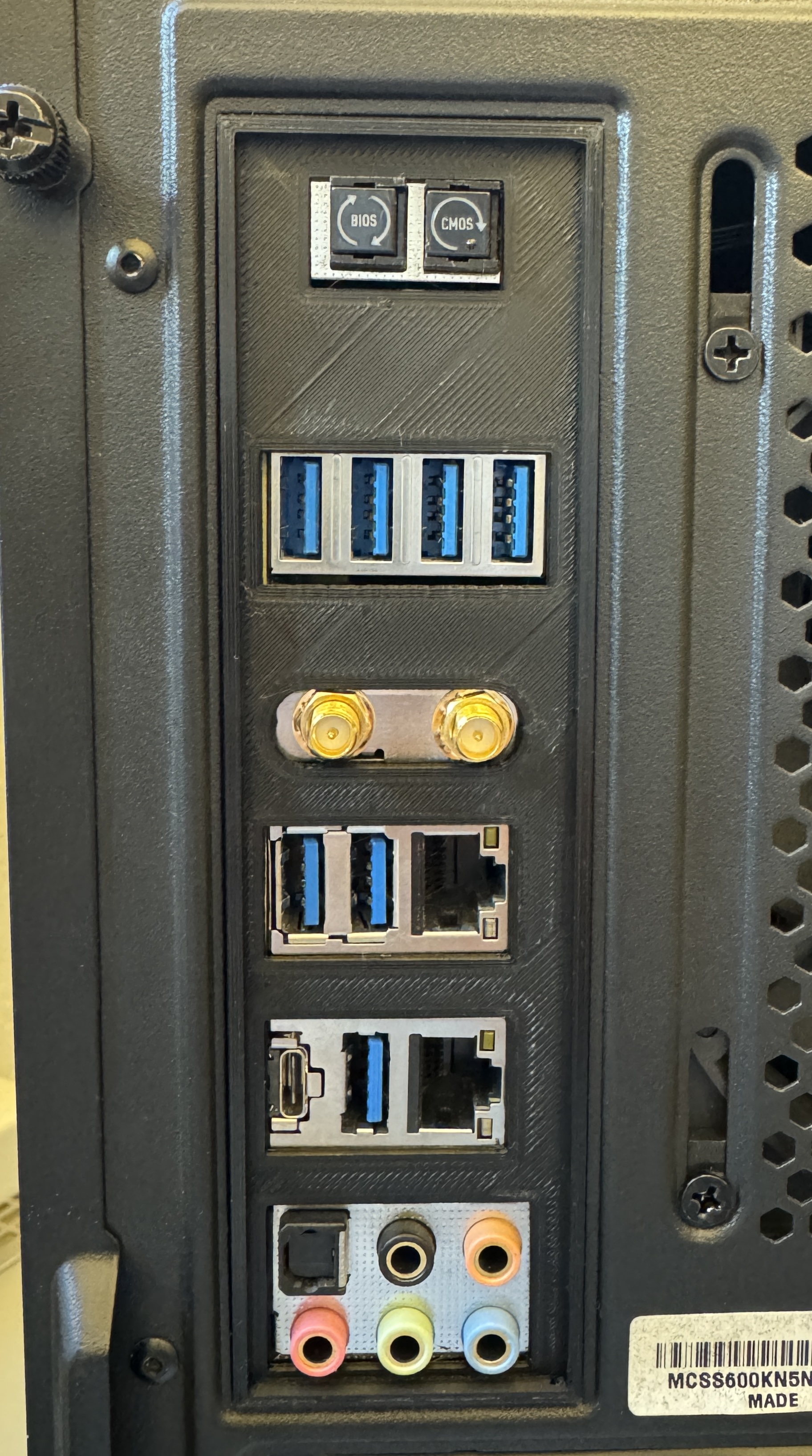 MSI TRX40 PRO WiFi Motherboard Backplate IO Shield by Chris Filippidis ...