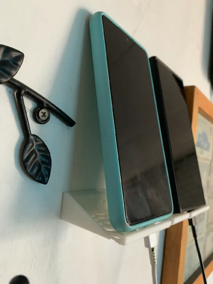 Wall phone hanger by Vortex Universe | Download free STL model ...