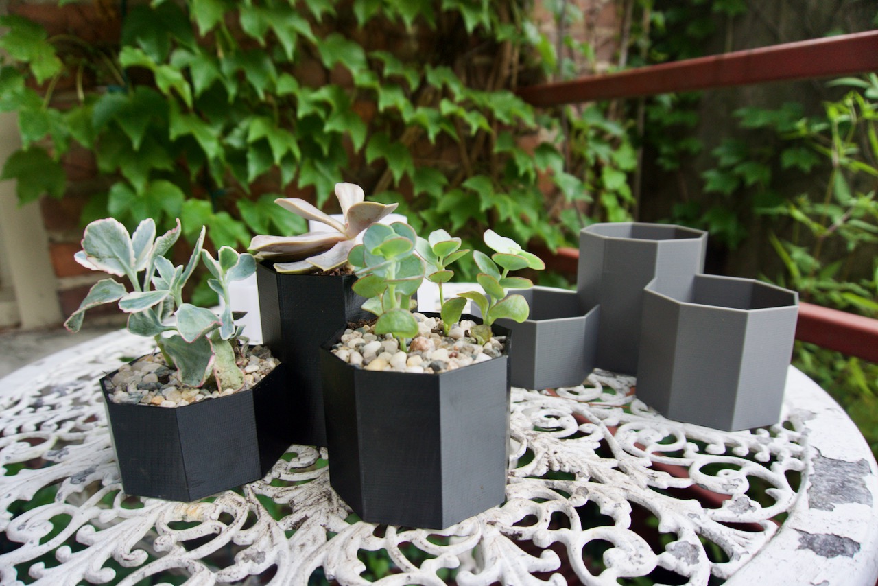 Staggered Octagon Planters (Holds 3 Plants) by Dannyji00 | Download ...