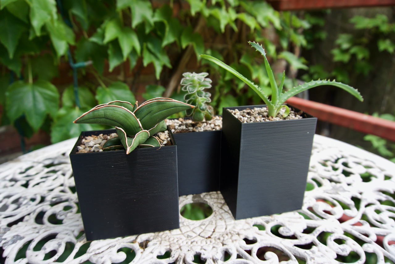Staggered Planter (Holds 5 plants) by Dannyji00 | Download free STL ...