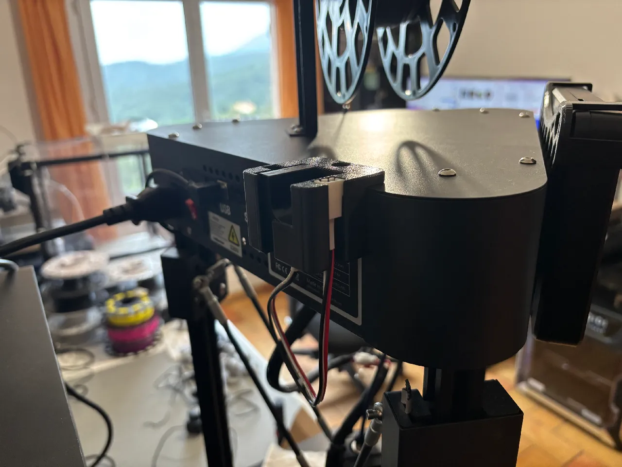 Flsun Q5 leveling sensor holder remix by L_electron_Libre | Download ...