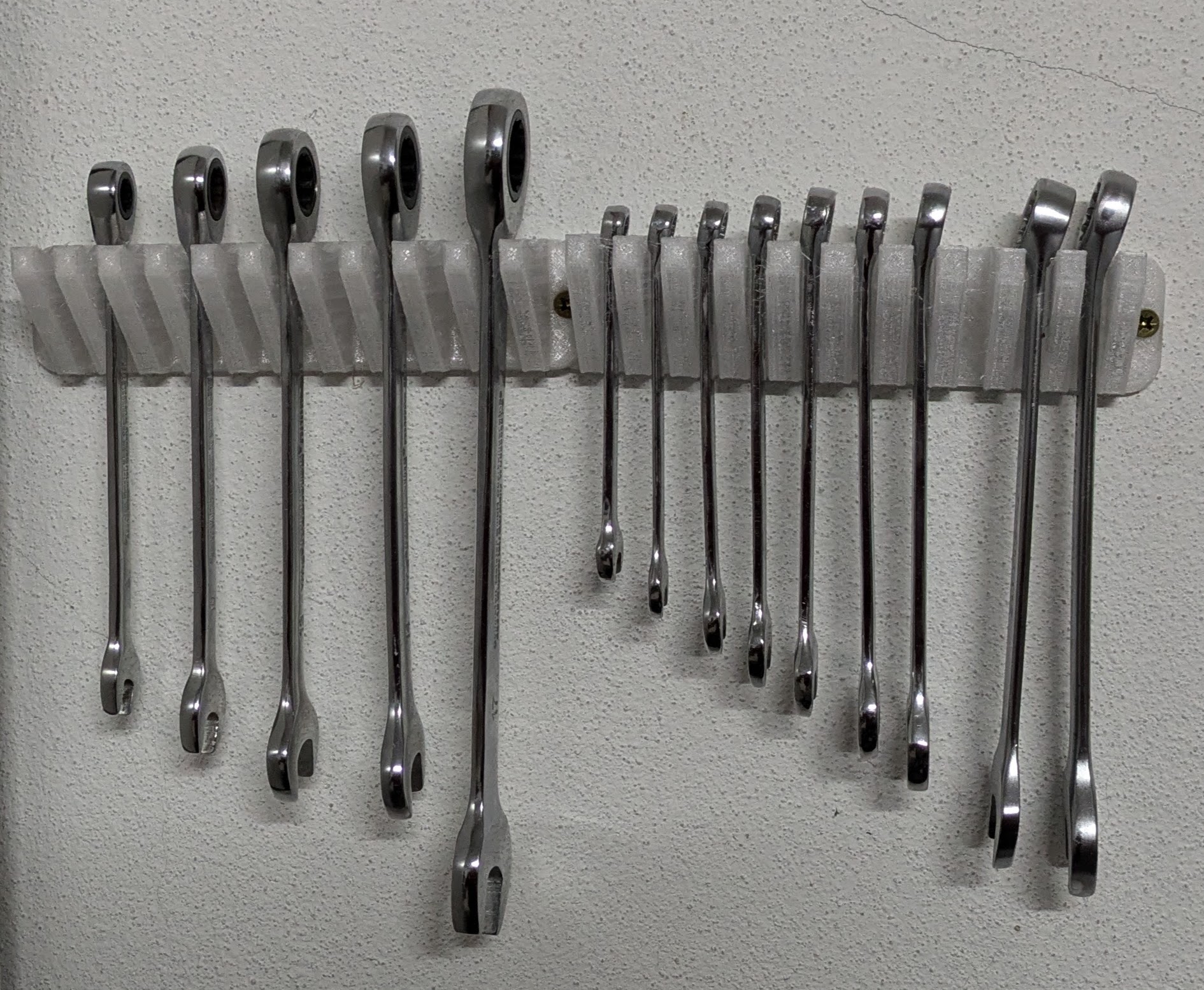 Wrench Holder tighter by jlopezinc | Download free STL model ...