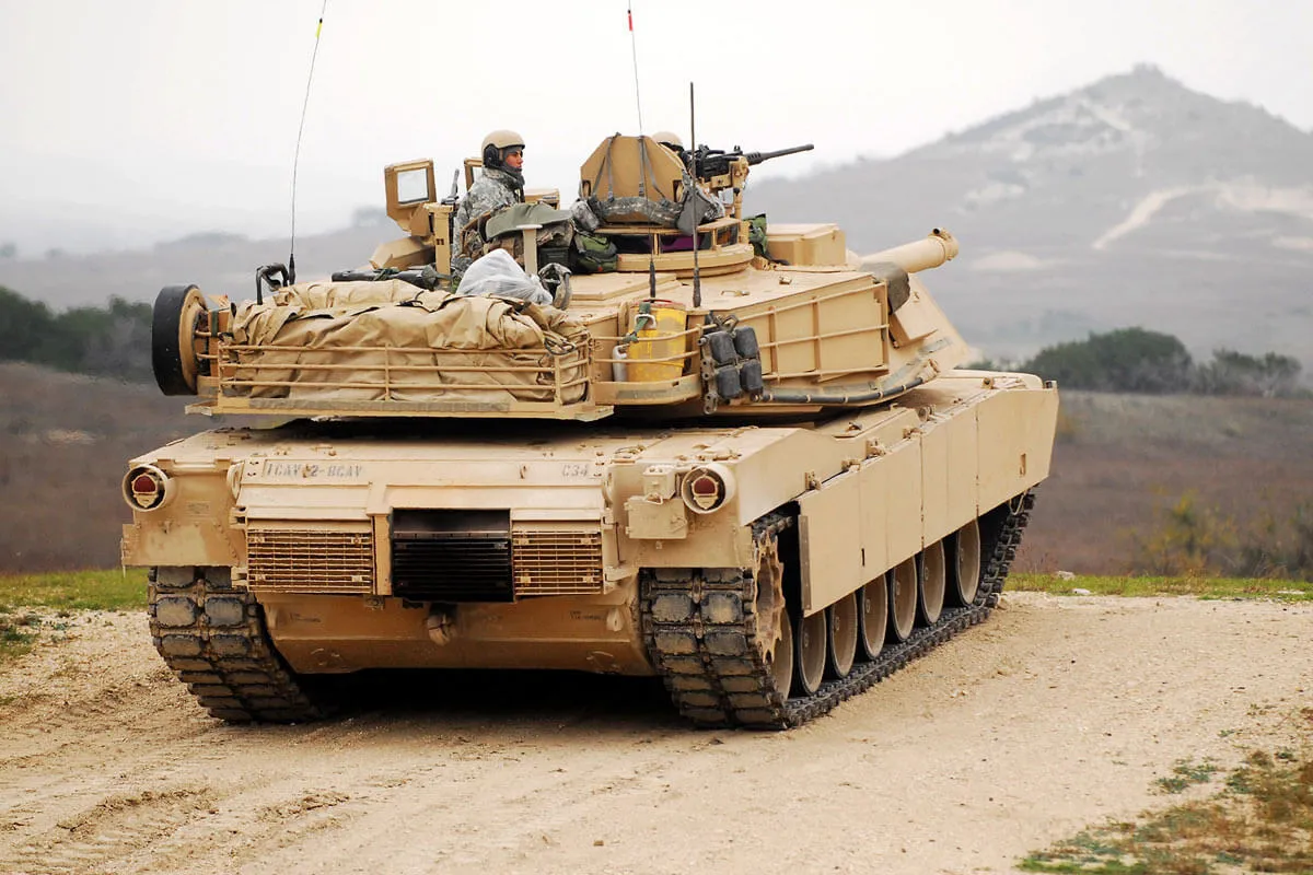 M1A2 Abrams with moving turret and barrel by kuyongcreates | Download ...