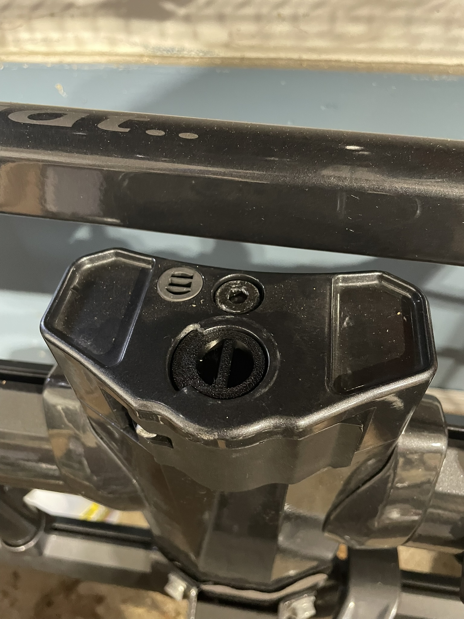 Kuat NV 2.0 repair stand plug by Pragmatic Printing | Download free STL ...