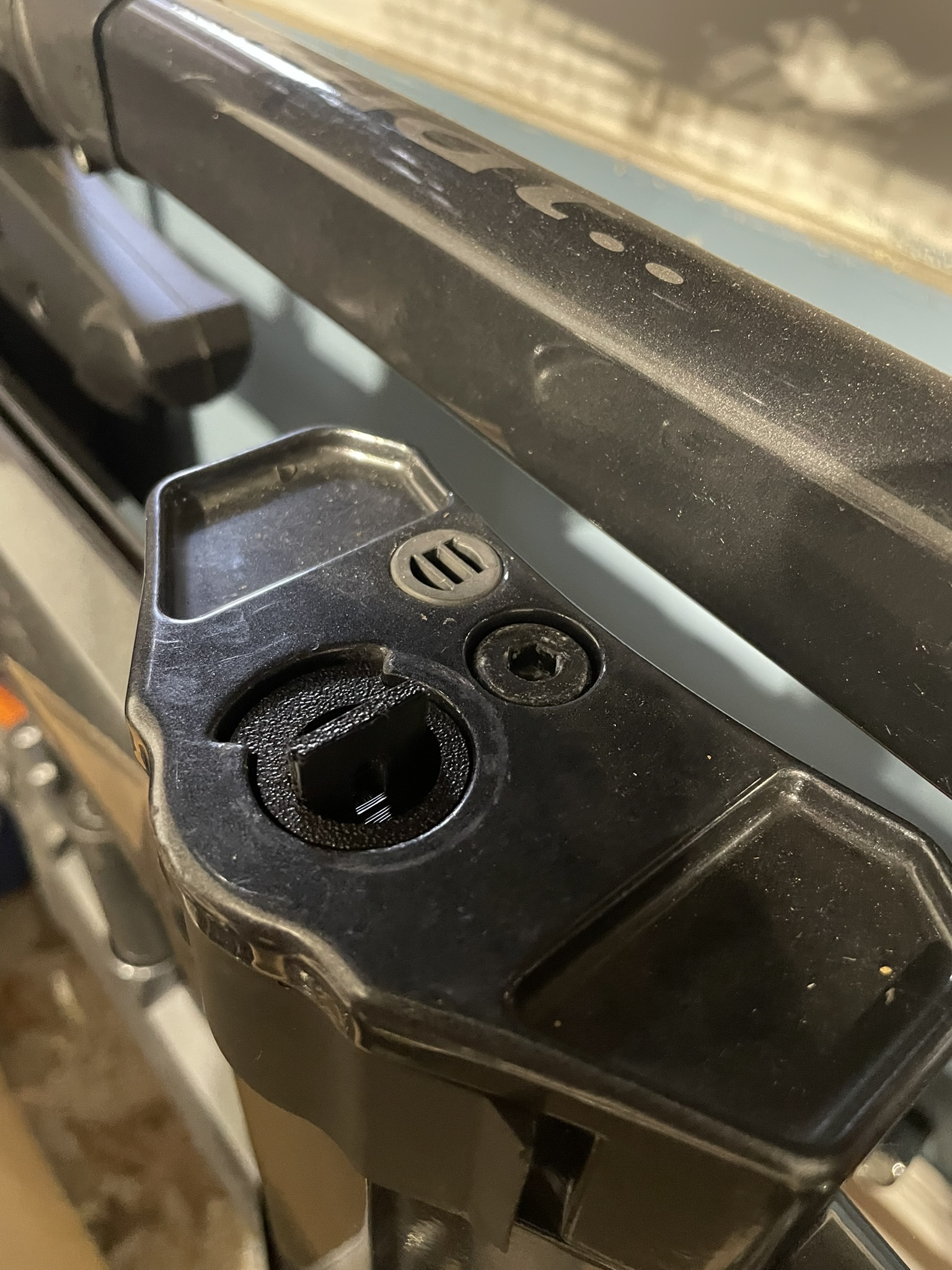 Kuat NV 2.0 repair stand plug by Pragmatic Printing | Download free STL ...